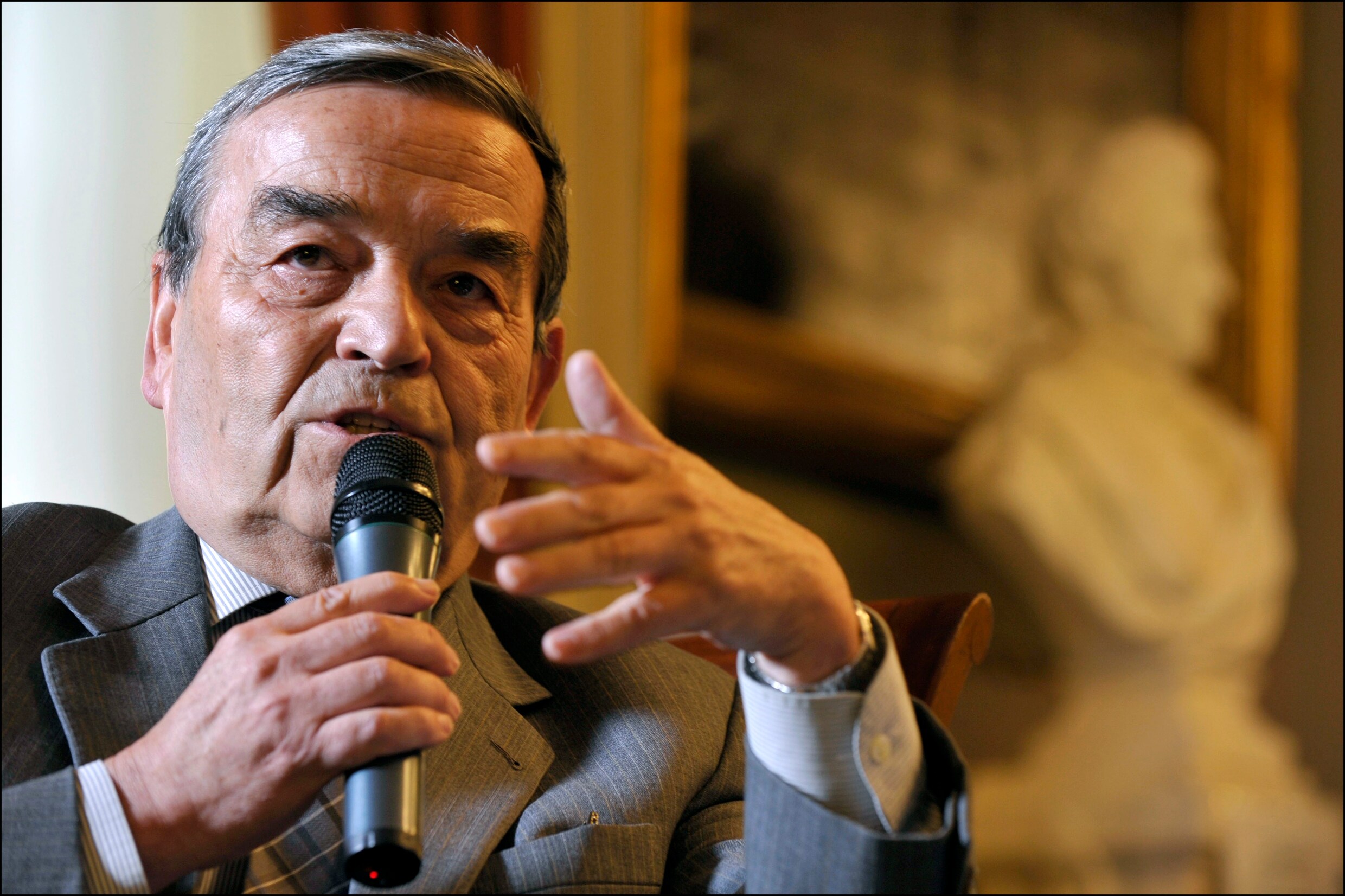 Louis Tobback: "Verliezen boegbeeld met Temmerman" | De Morgen