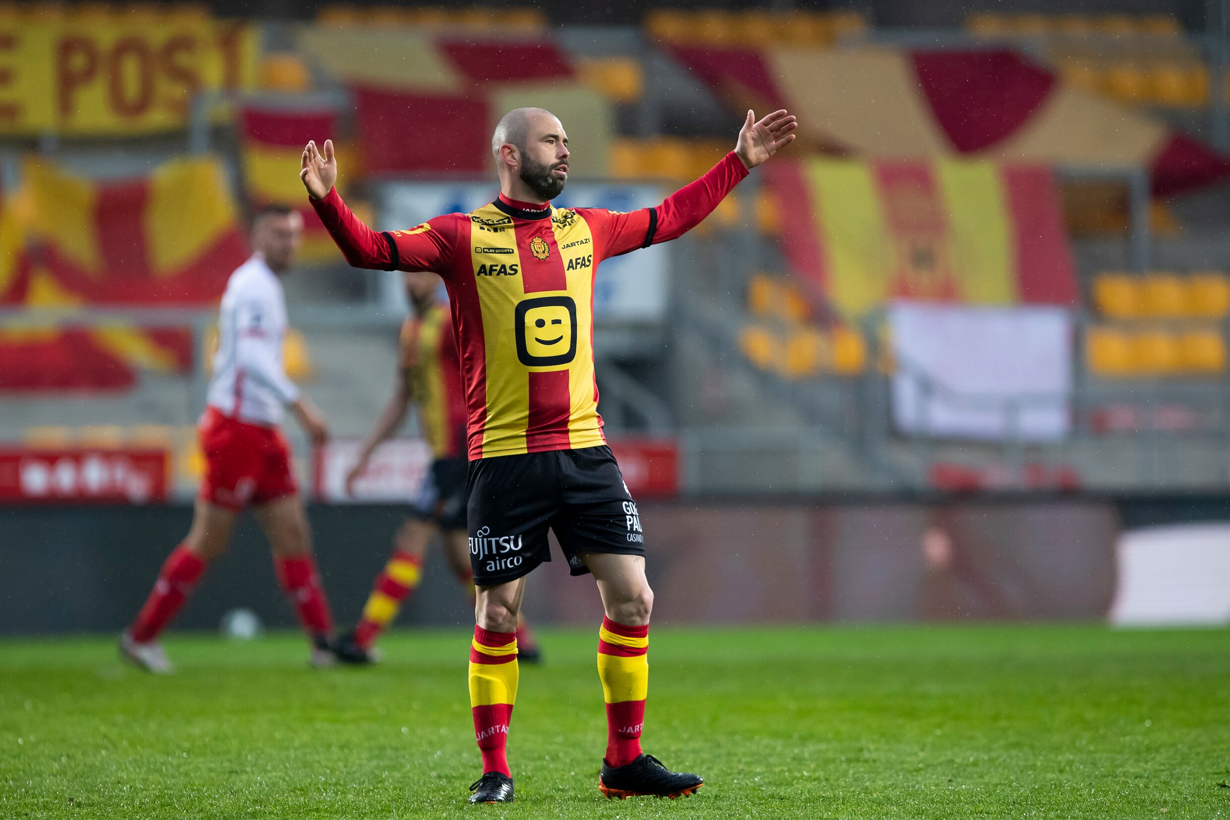Steven Defour in tranen bij wissel: ‘Het Belgische voetbal verliest een ...