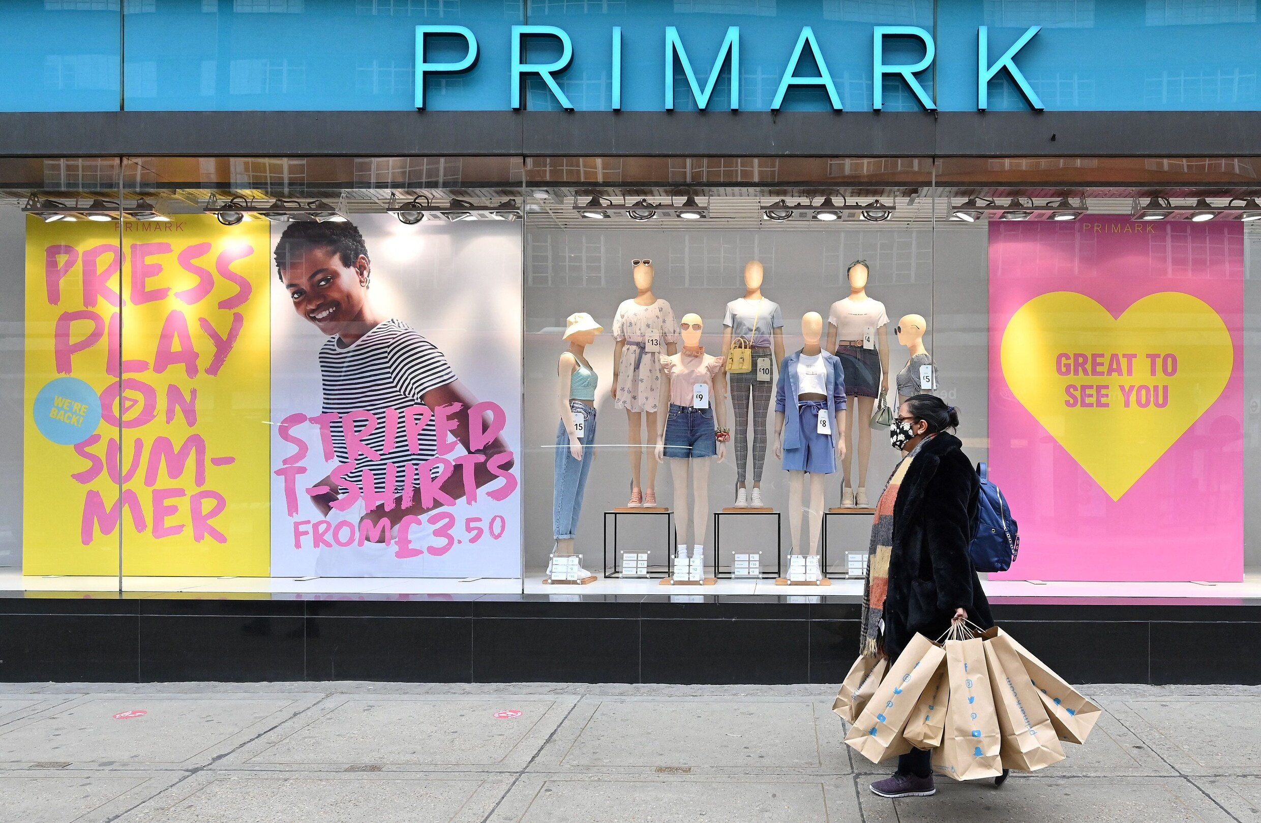 Kledingreus Primark wil af van wegwerpmode: dit zijn de plannen | De Morgen