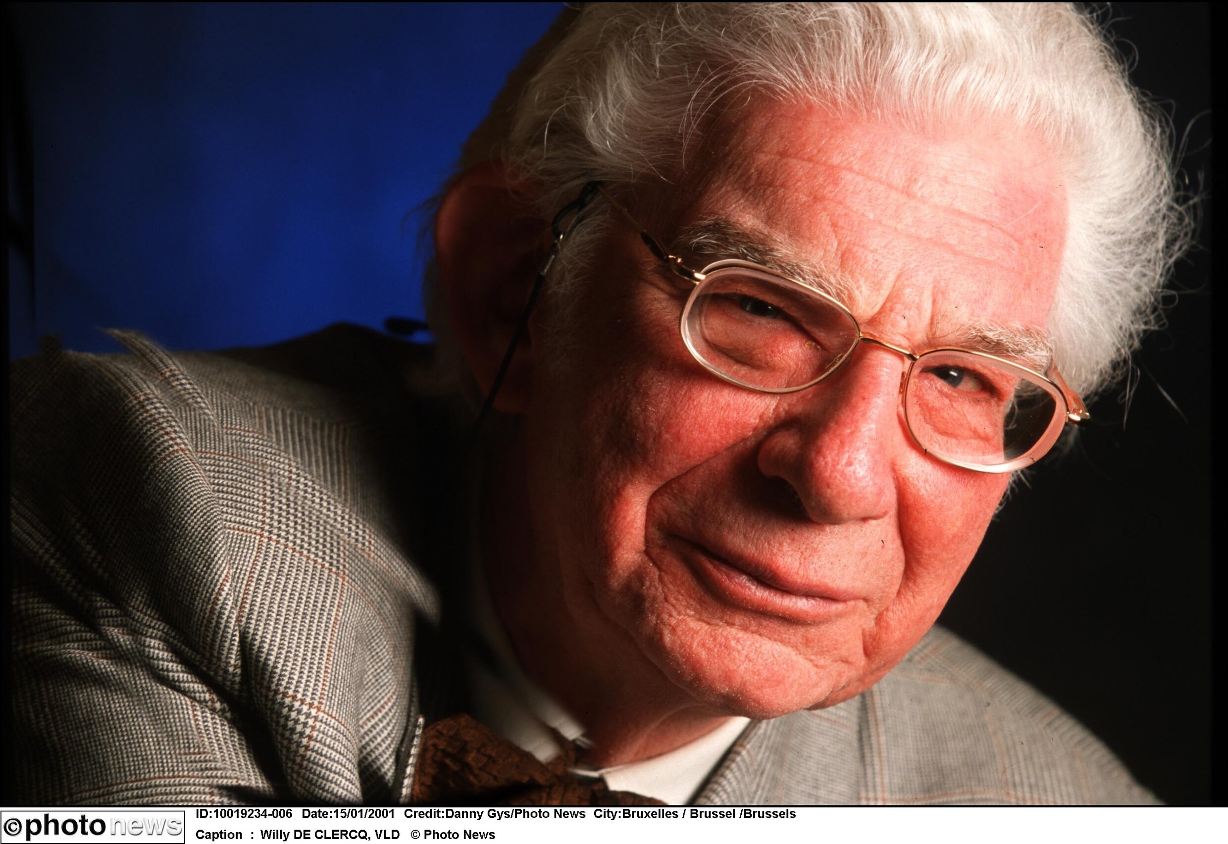 Laatste staande ovatie voor Willy De Clercq | De Morgen