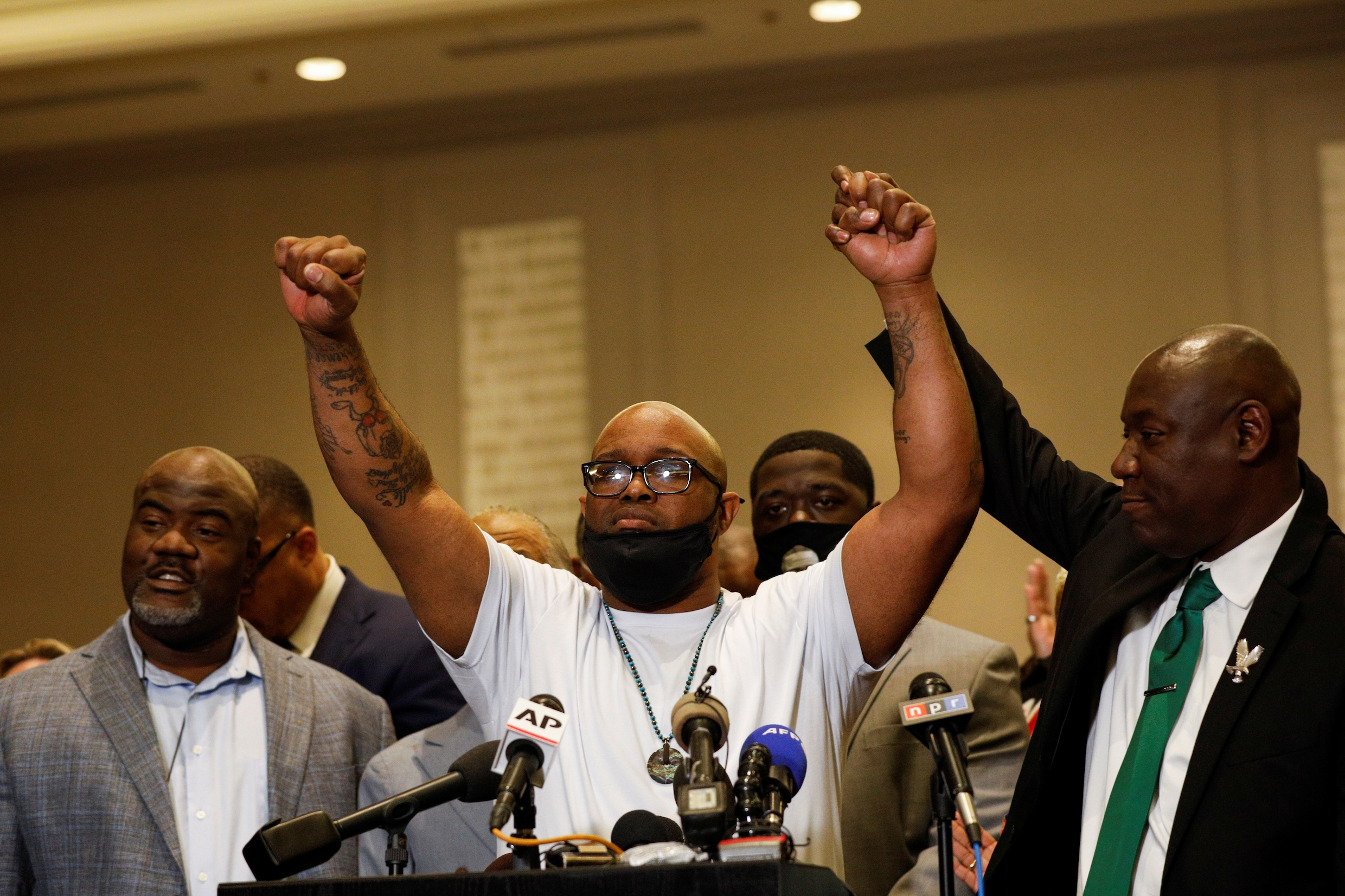 Familie George Floyd: ‘Vandaag kunnen we eindelijk weer ademen’ | De Morgen