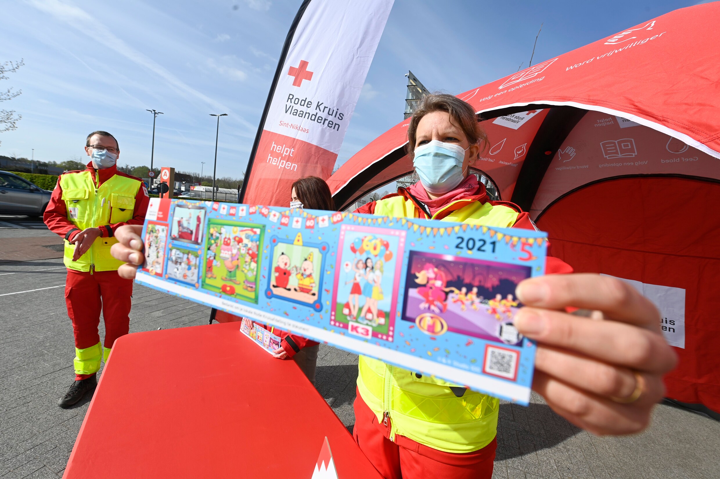 Stickeractie Rode Kruis lijdt onder corona: ‘Tot nu toe minder dan de ...