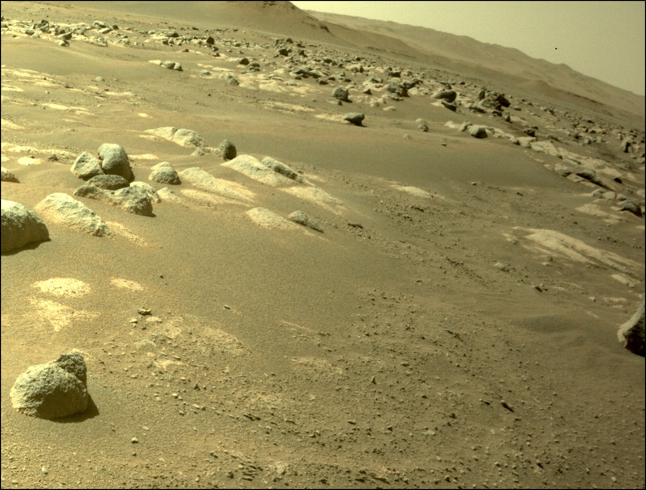 In beeld: Marsrover stuurt nog meer adembenemende beelden door naar aarde | De Morgen