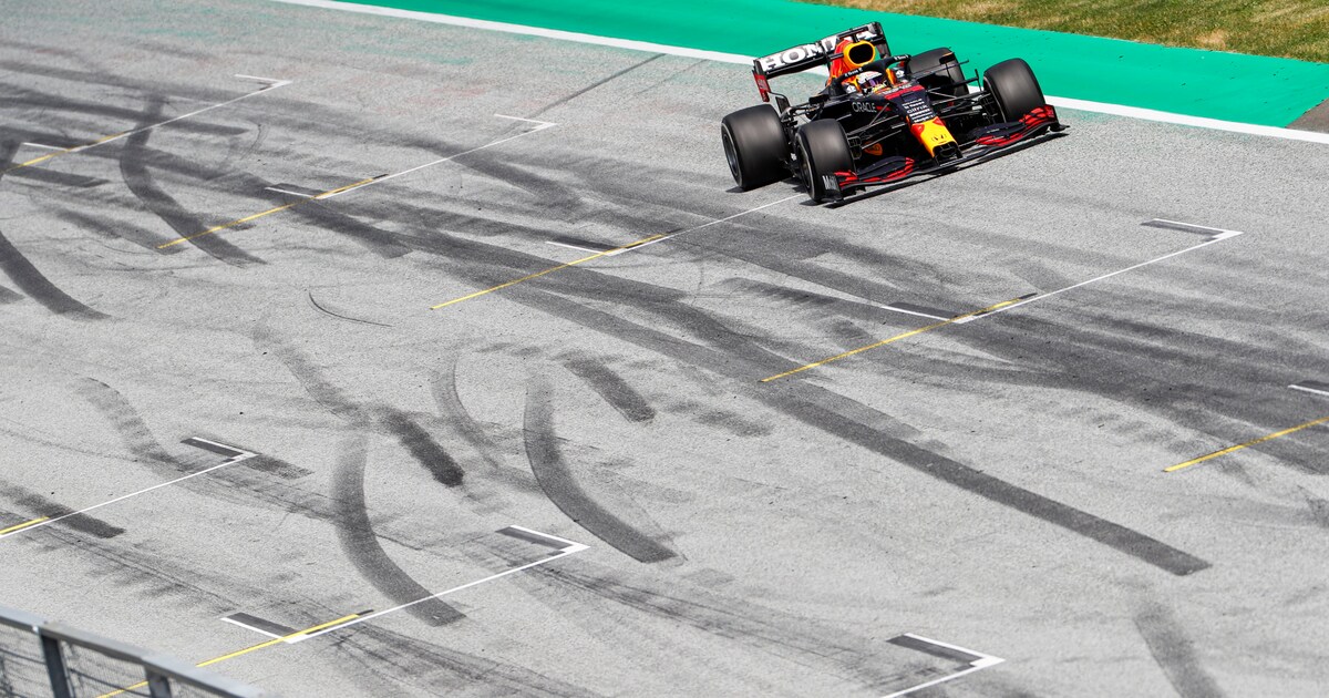 Max Verstappen deelt in Oostenrijk nieuwe tik uit aan Hamilton | De Morgen