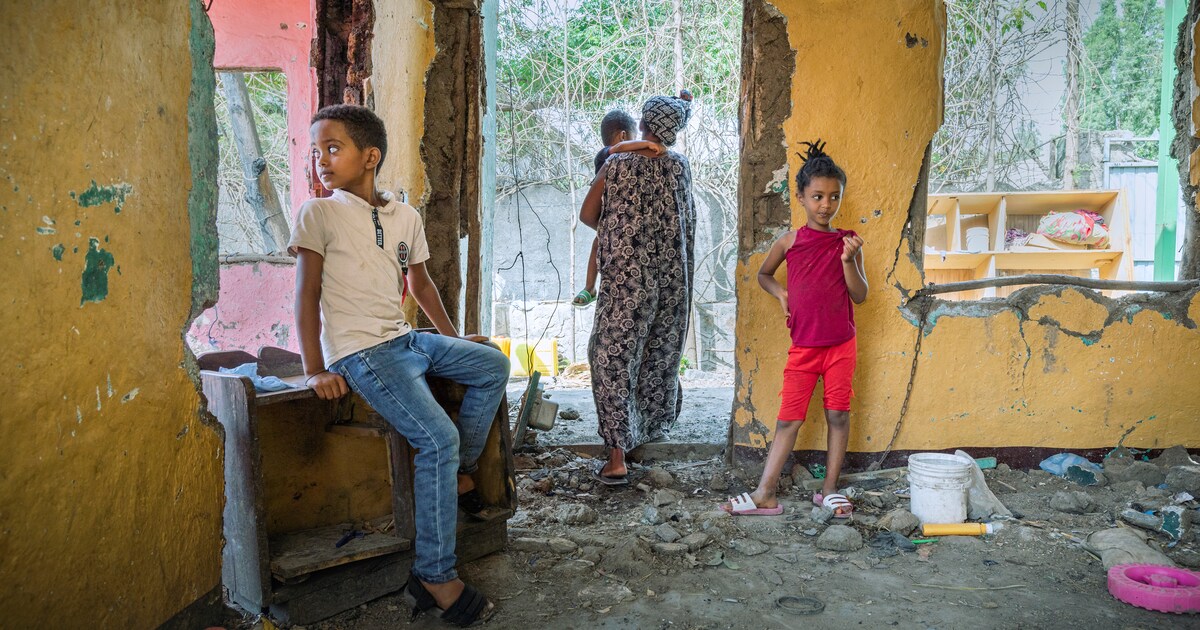 In het verwoeste Ataye is het doodstil. ‘Ze hebben ons aan ons lot ...