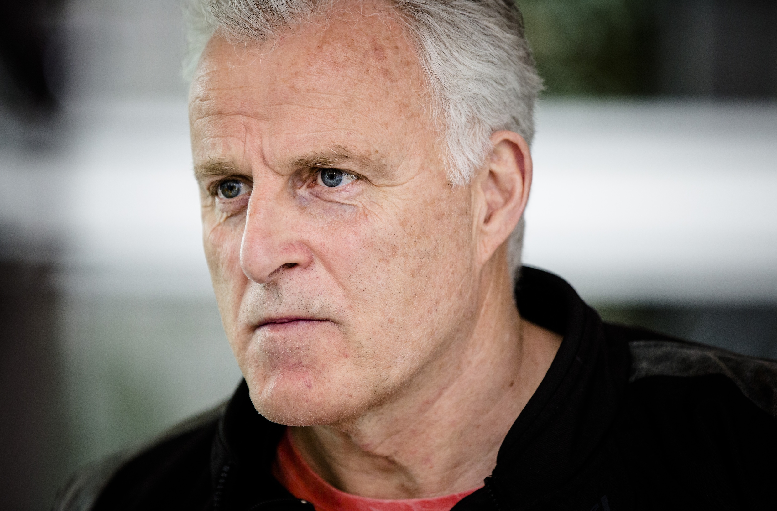 Nederland procedeert tegen neergeschoten Peter R. de Vries: ‘Toont ...