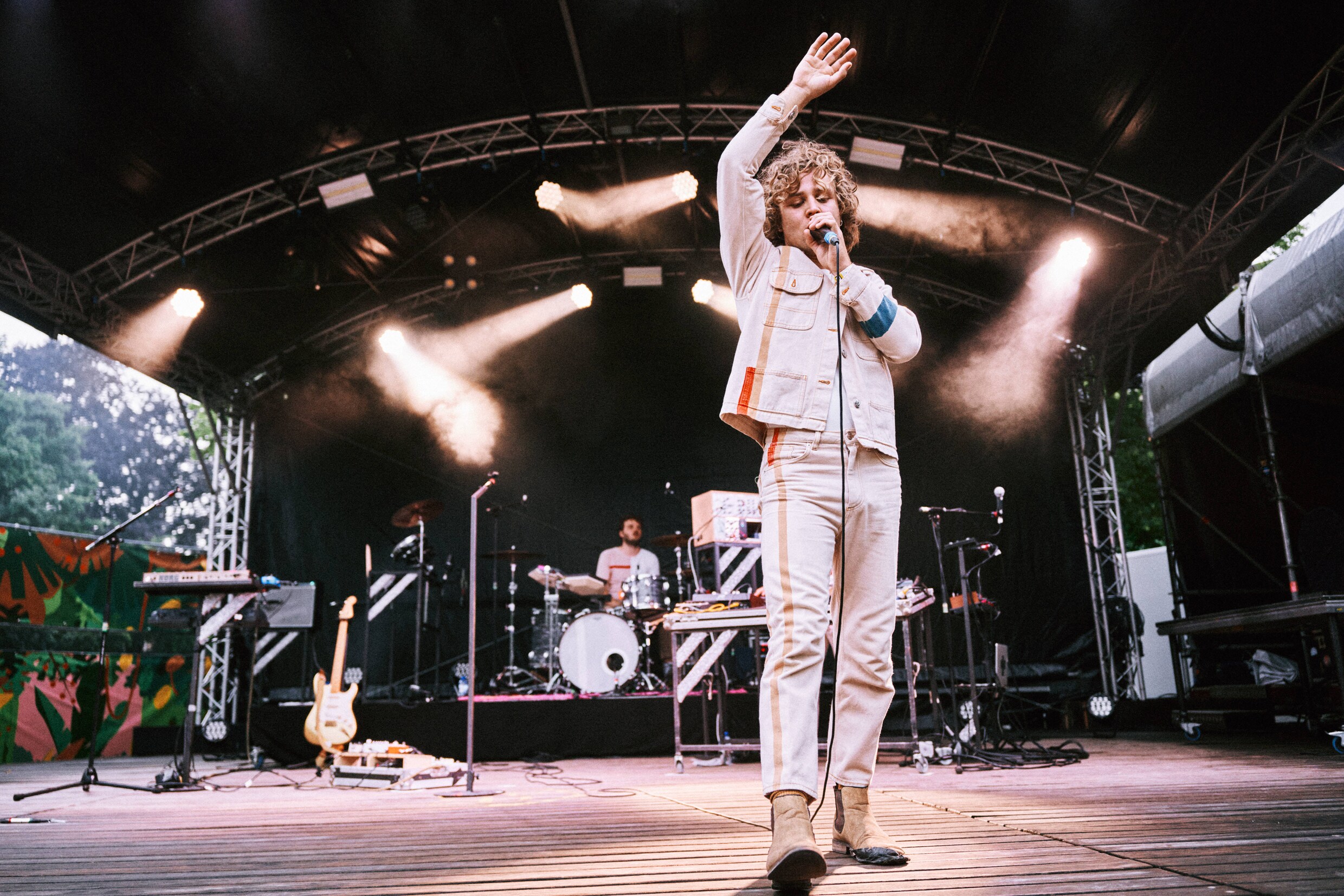 Schouders ophalen en een feestje bouwen: Aili en Compact Disk Dummies ...