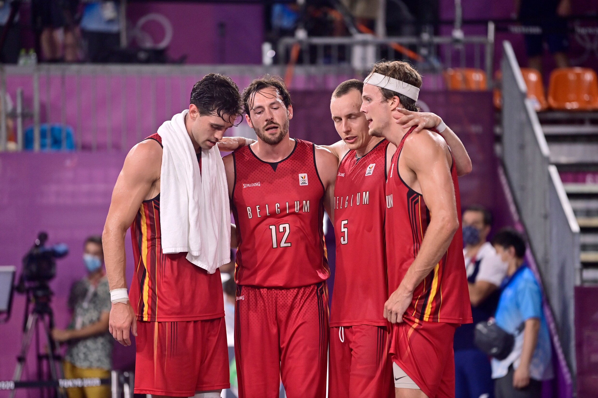 Proces tegen 3x3 Belgian Lions gestart: ‘Iedereen was op de hoogte van wat er gebeurde’ | De Morgen