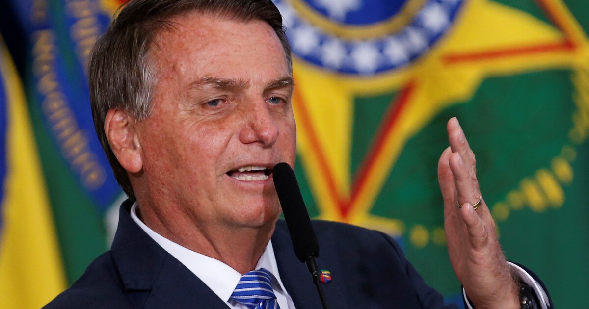 Onderzoek gestart tegen Braziliaanse president Bolsonaro voor ...