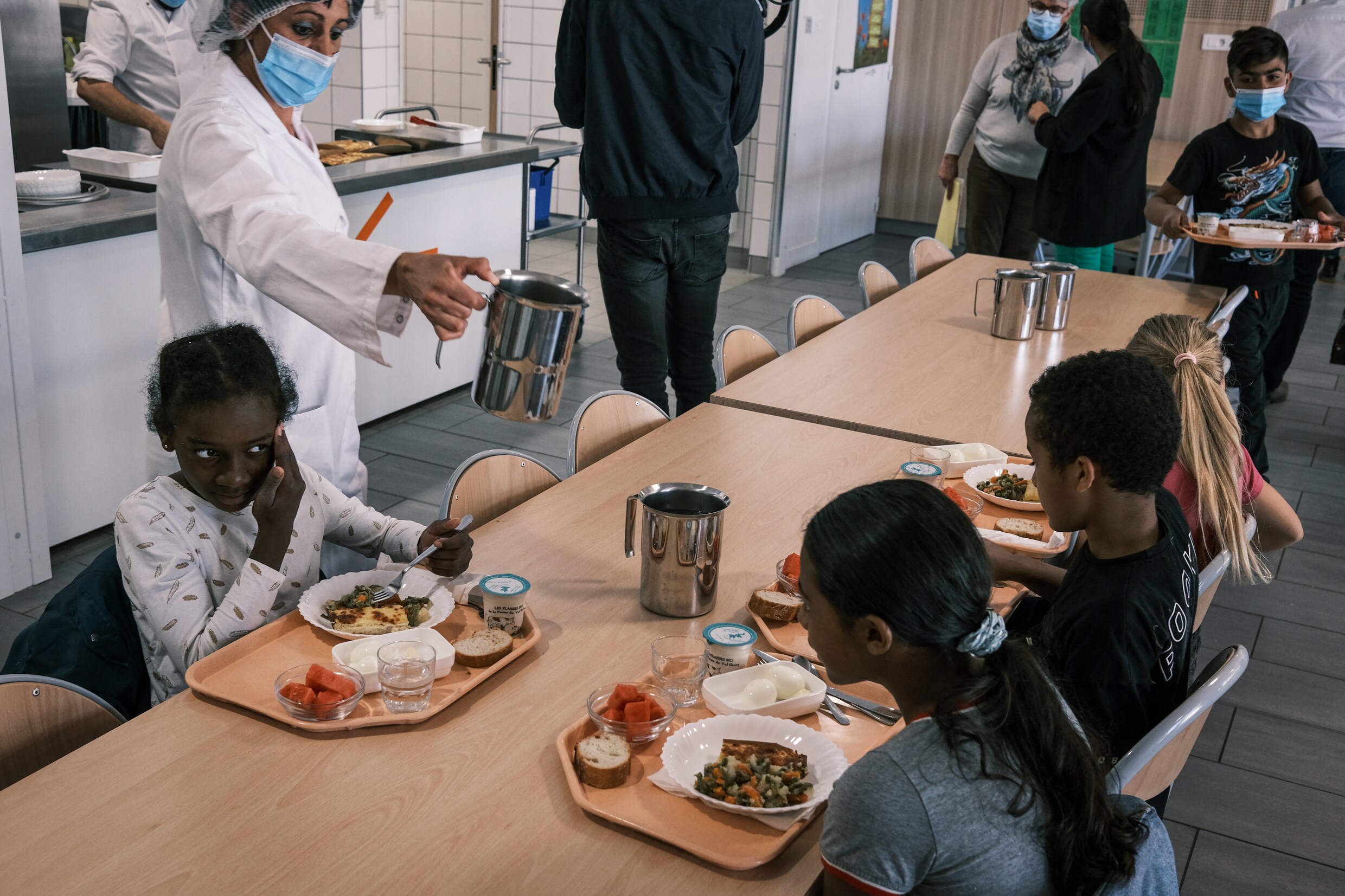 In tientallen scholen verdwijnen de warme maaltijden: ‘Schaf dat toch ...