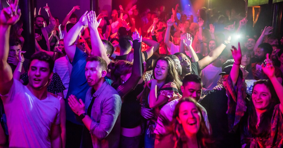 Expertengroep GEMS pleit voor sluiting nachtleven, mondmaskers vanaf 9 ...