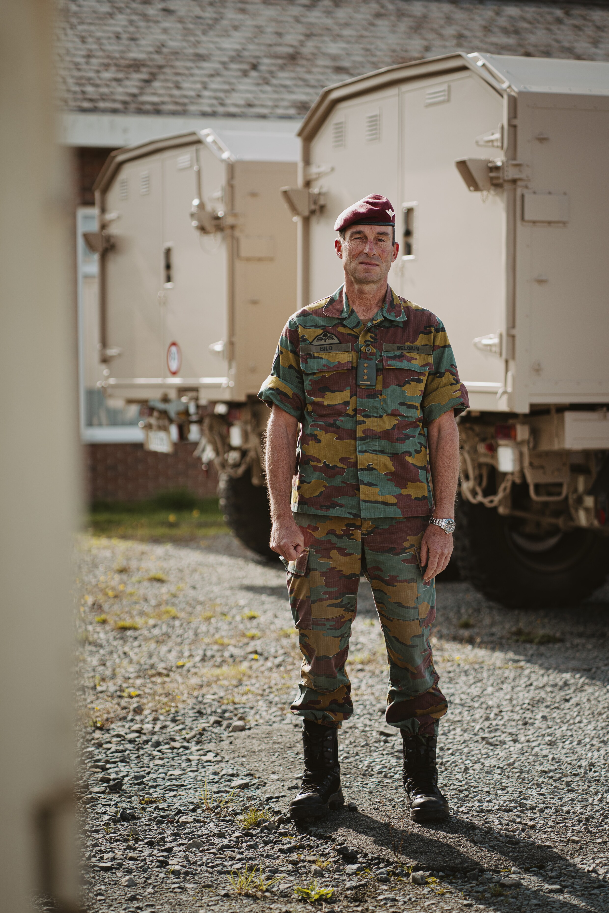 Shakila werd geëvacueerd uit Afghanistan: ‘Ik had één kind op mijn ...