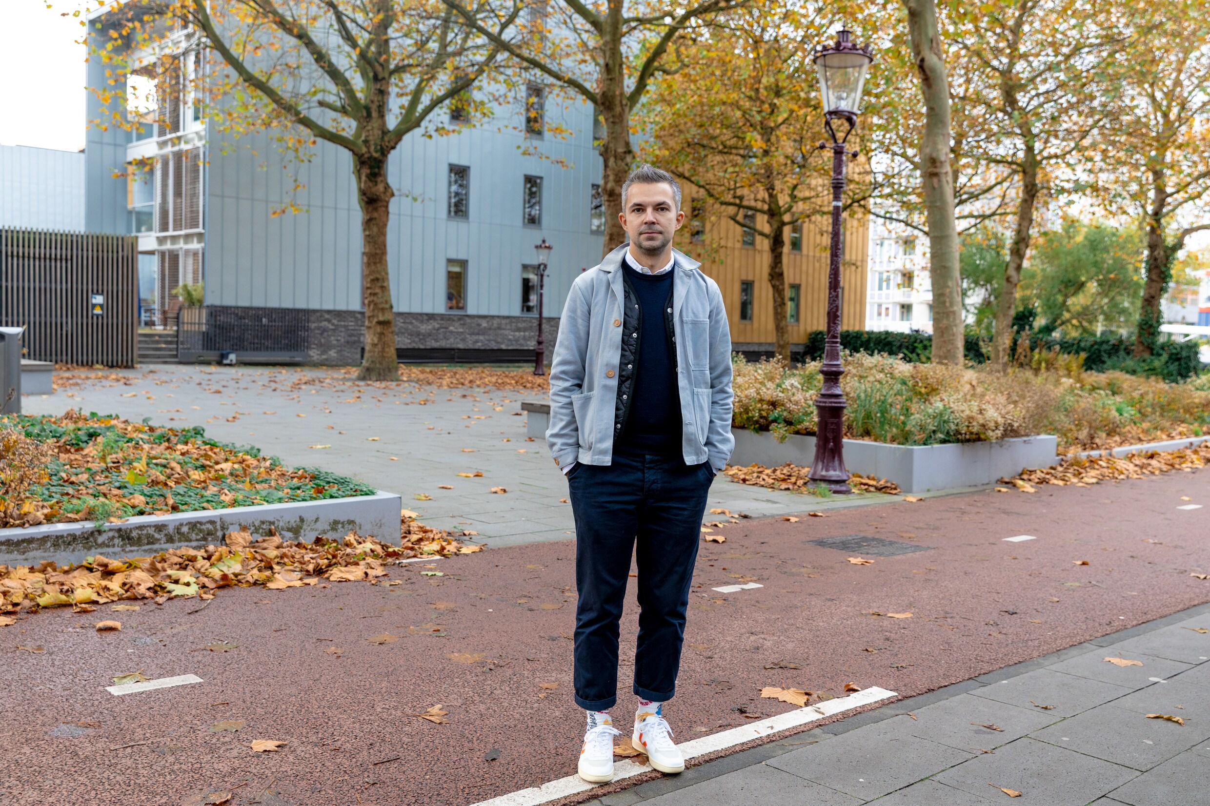 Uit Wit-Rusland gevluchte schrijver Sasja Filipenko: ‘Europa is te bang ...