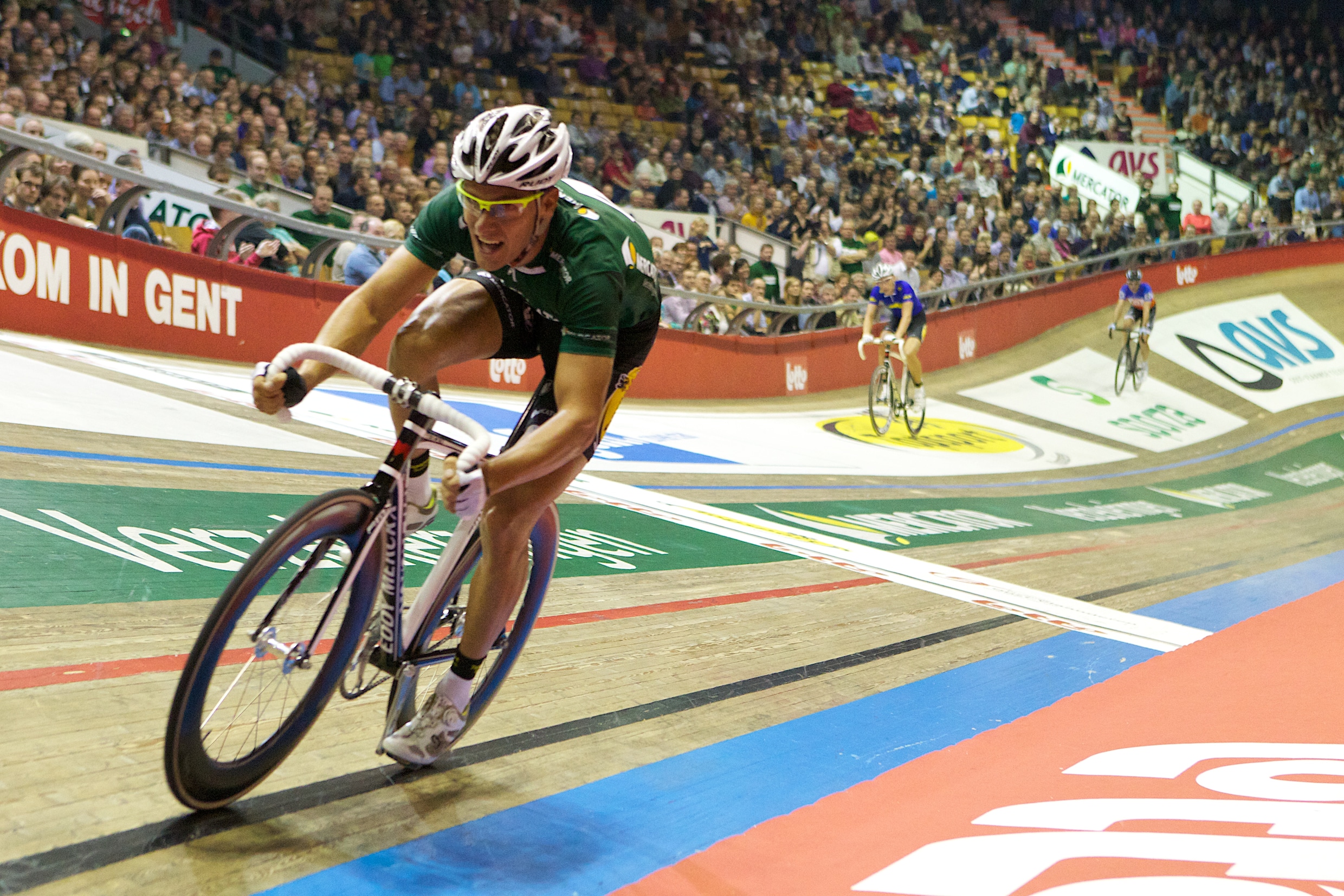 Kenny De Ketele vierde in puntenkoers op EK baanwielrennen | De Morgen