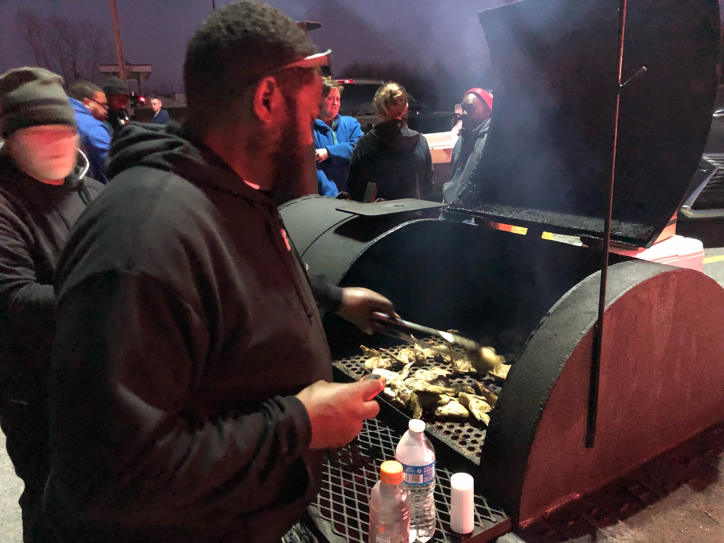 ‘Alles is weggevlogen, behalve mijn barbecue. Een teken’: na de tornado ...
