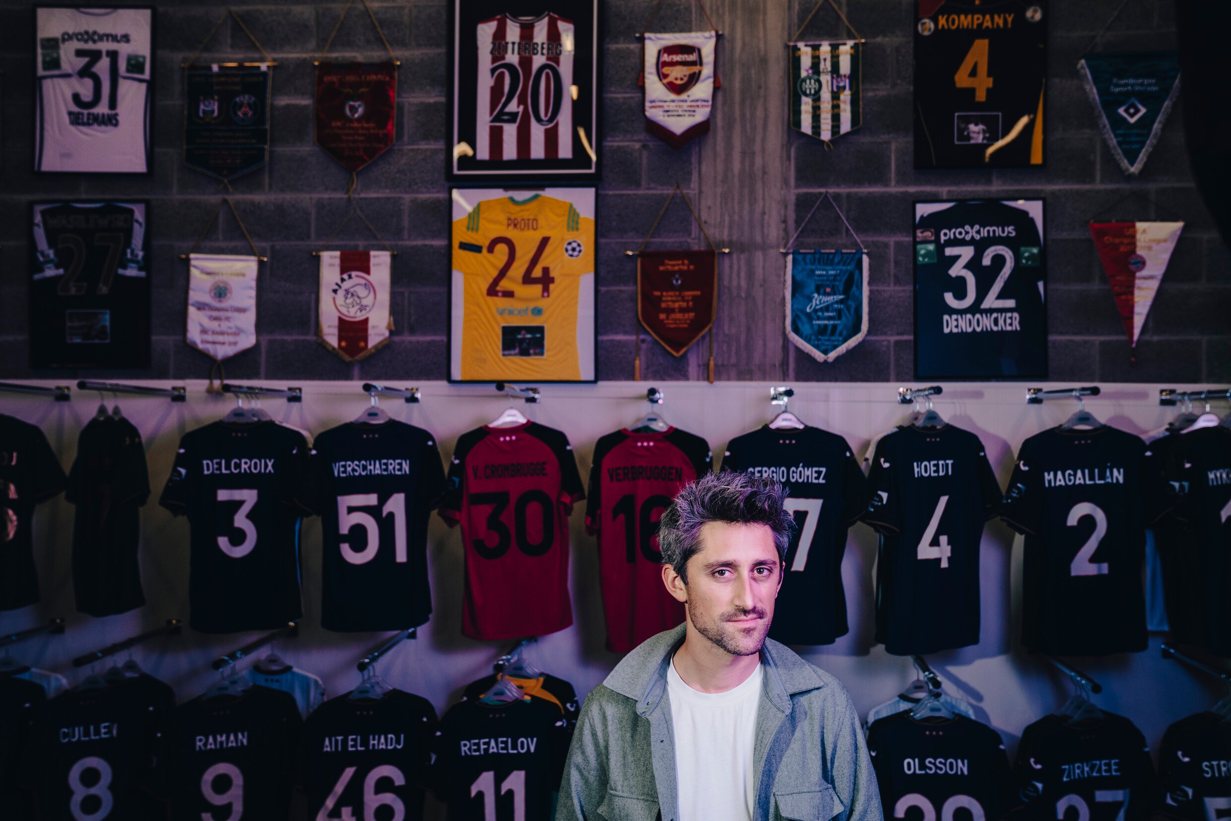 ‘De sjaals van Union én Anderlecht hingen boven mijn bed’: wie wordt straks de baas in Brussel ...