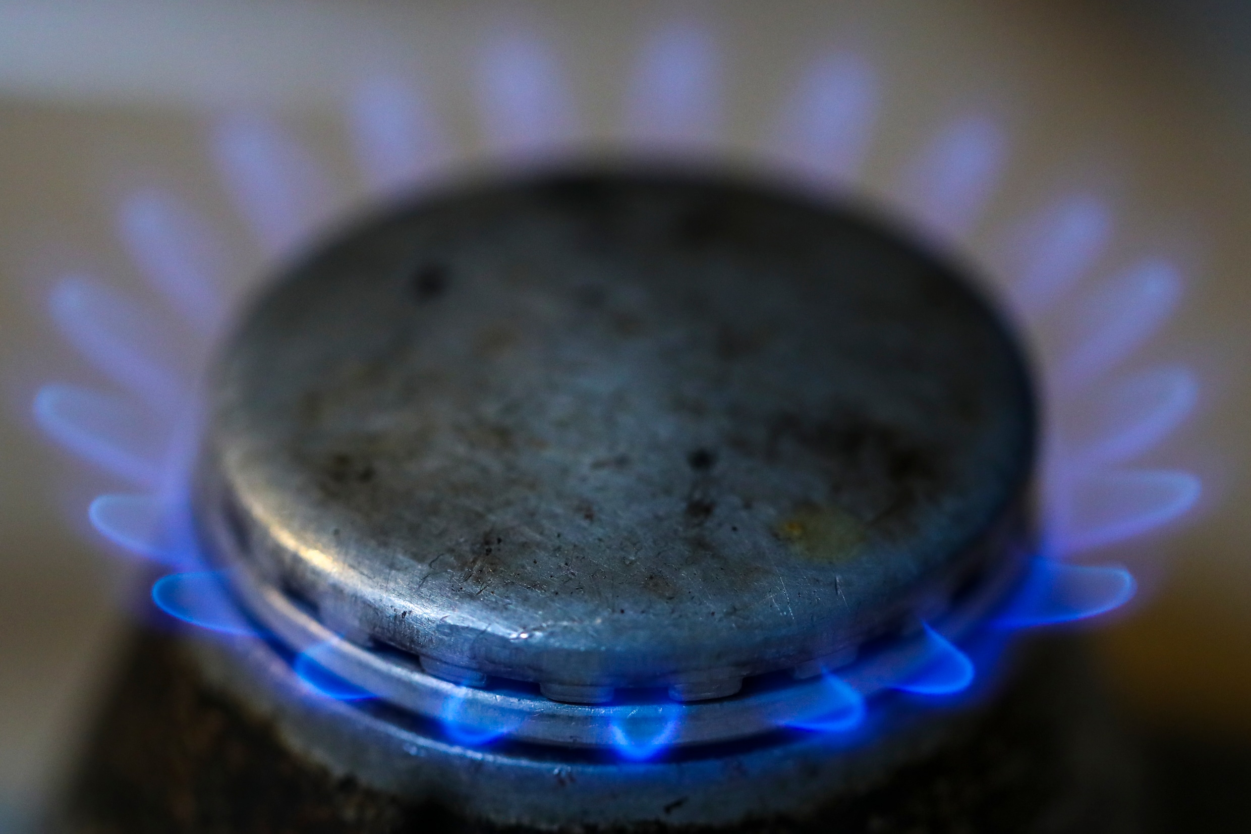 Onderzoek onthult link tussen kinderastma en koken op gas, expert ...