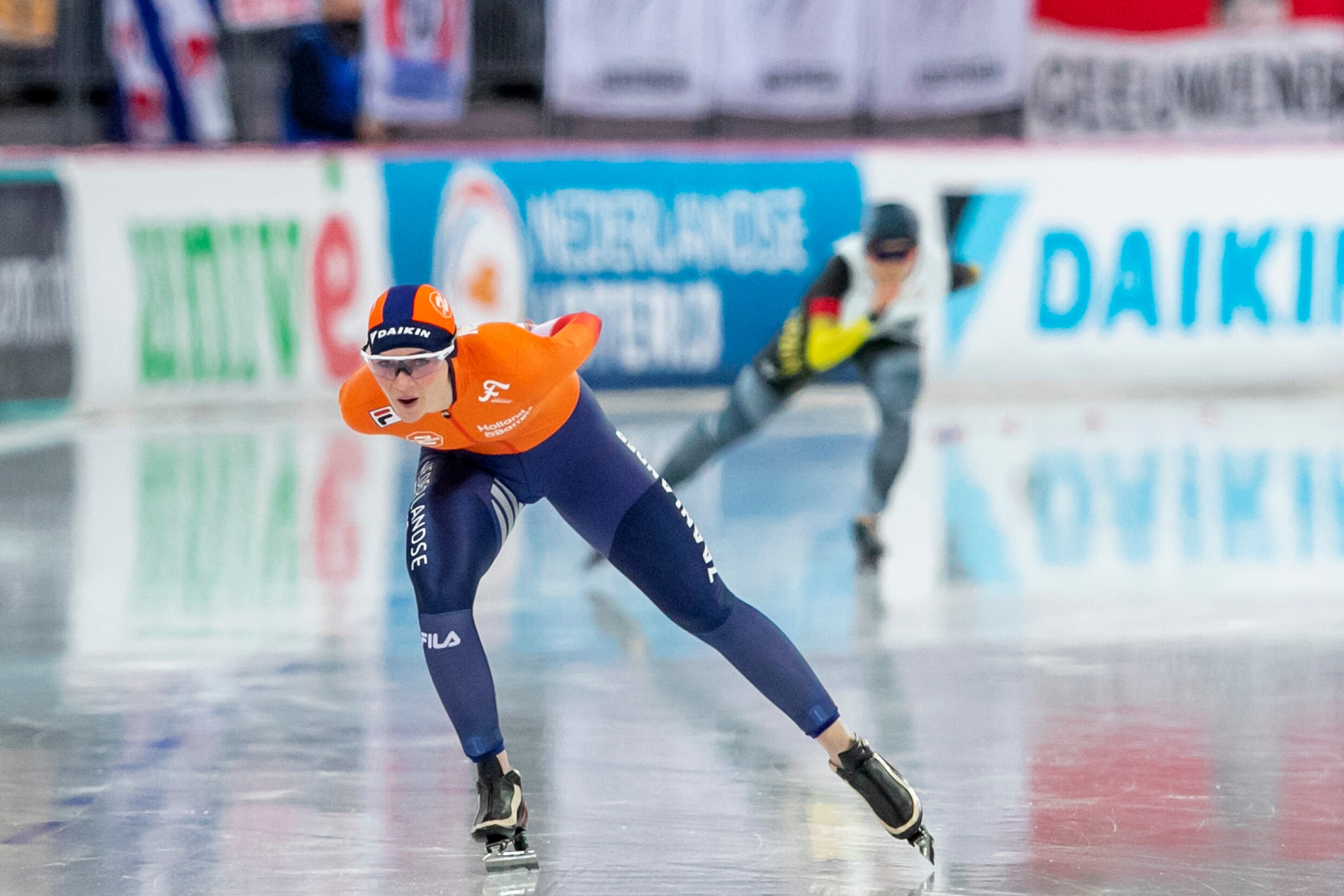 Van Hamar tot Calgary, wereldwijd verkeren de topijsbanen in nood | De ...