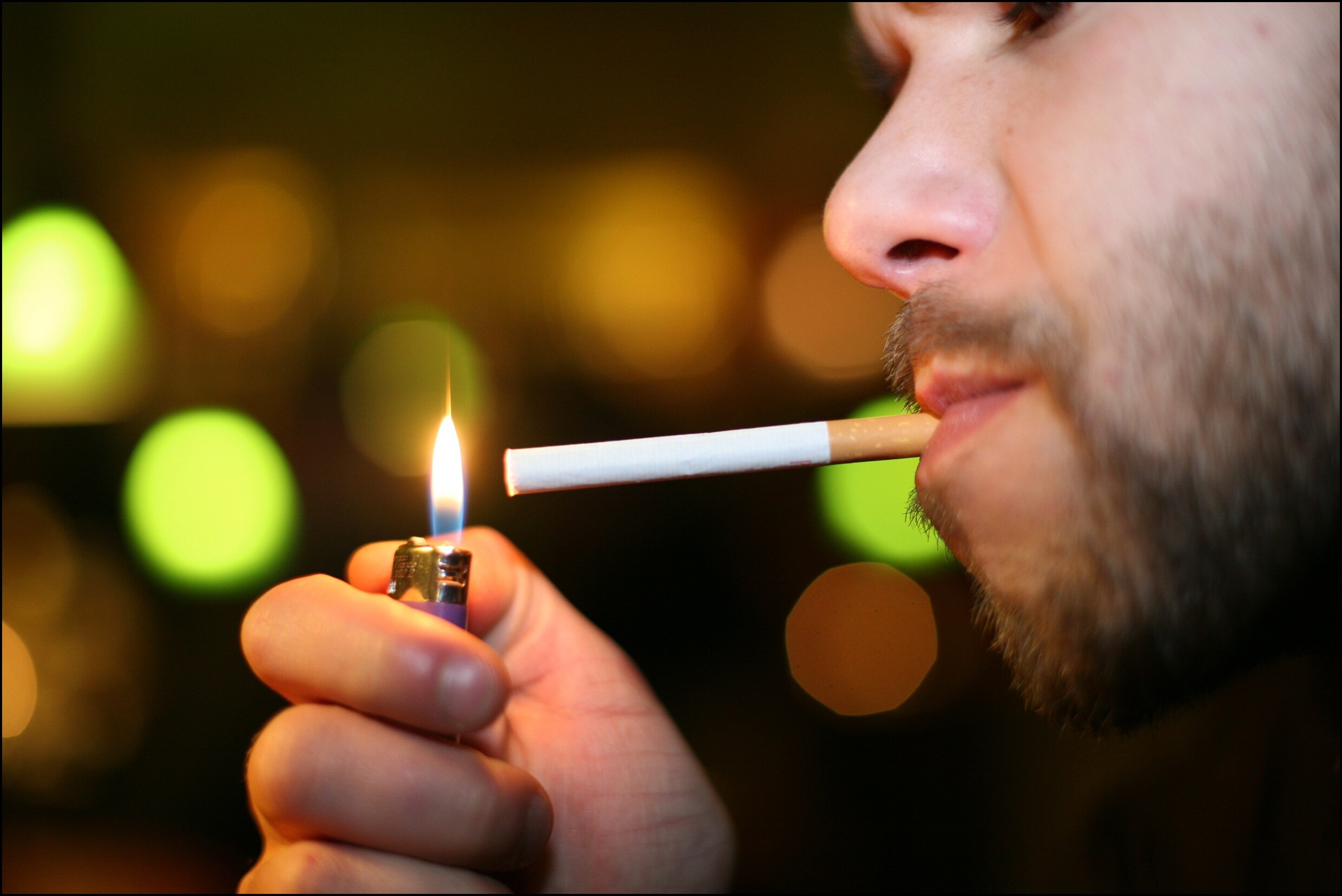 Rokers zoeken steeds vaker online hulp om van hun verslaving af te ...