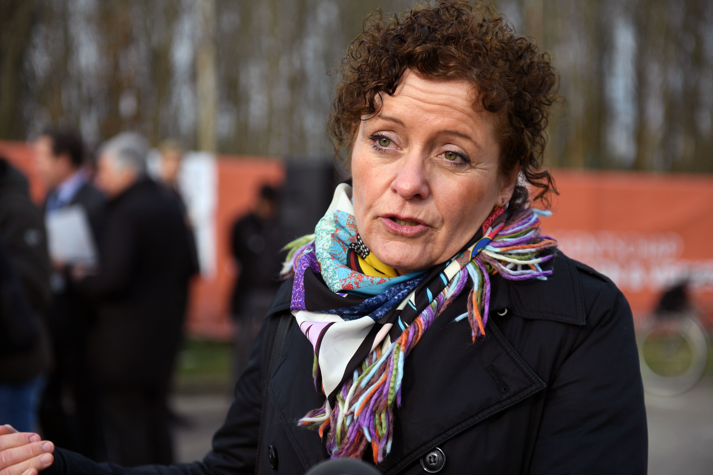 De Vremde Mirror: Maximumsnelheid verhoogd: ‘Tegen 150 km/uur kunnen ...