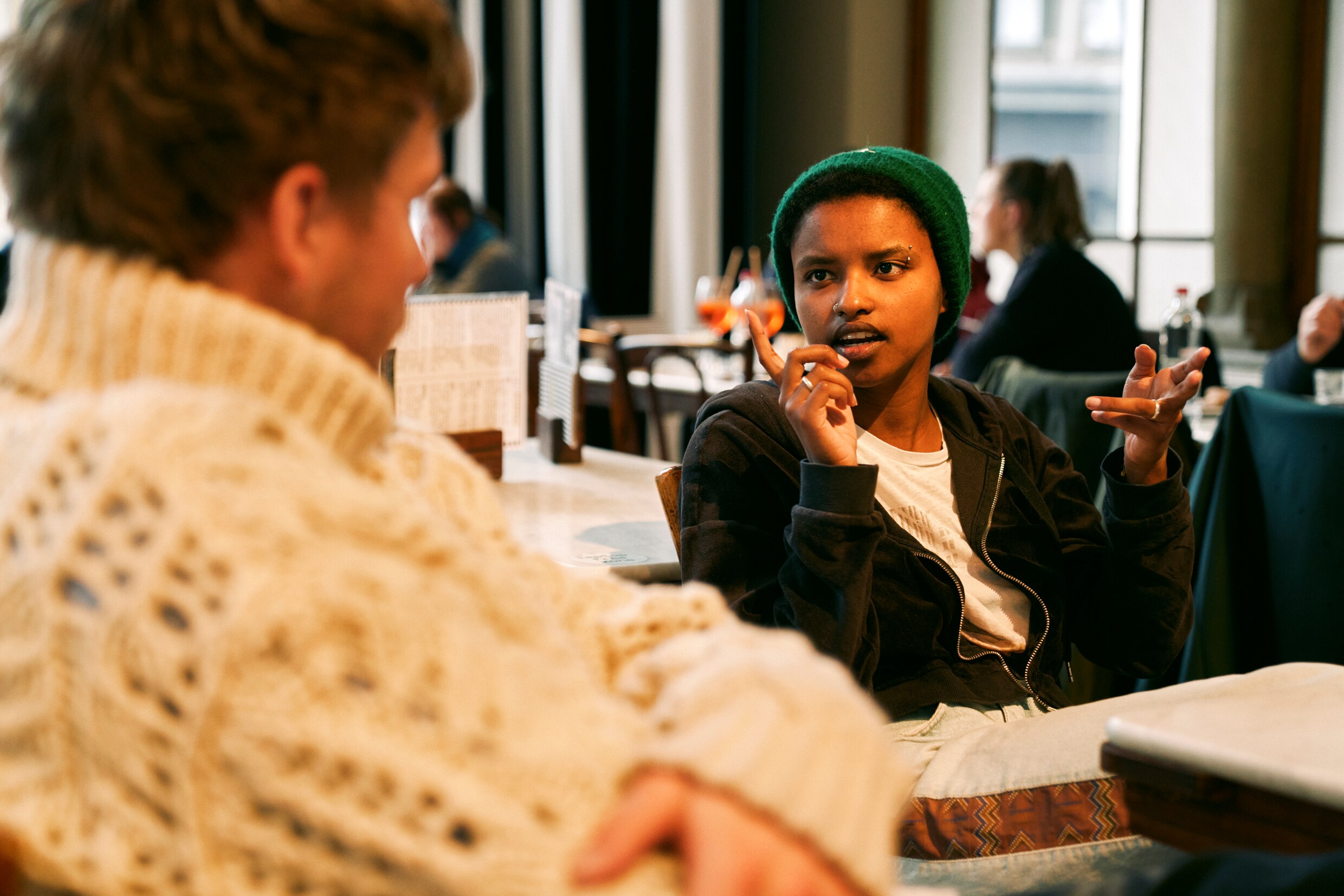 ‘Iets anders aantrekken voor je het podium opgaat, dat helpt. Je trekt ...