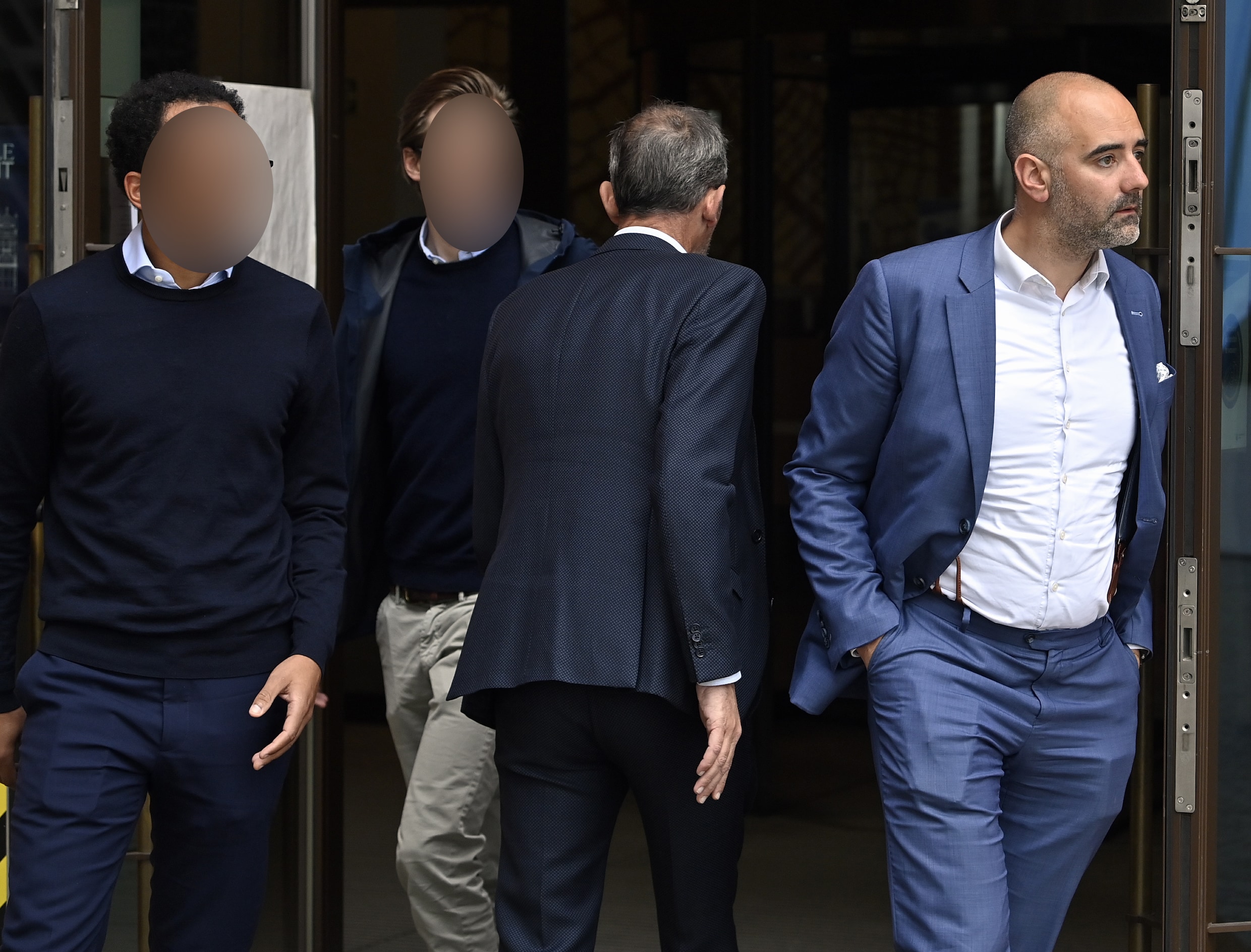 Live Reuzegom - Zitting is alweer geschorst, proces wordt komende ...