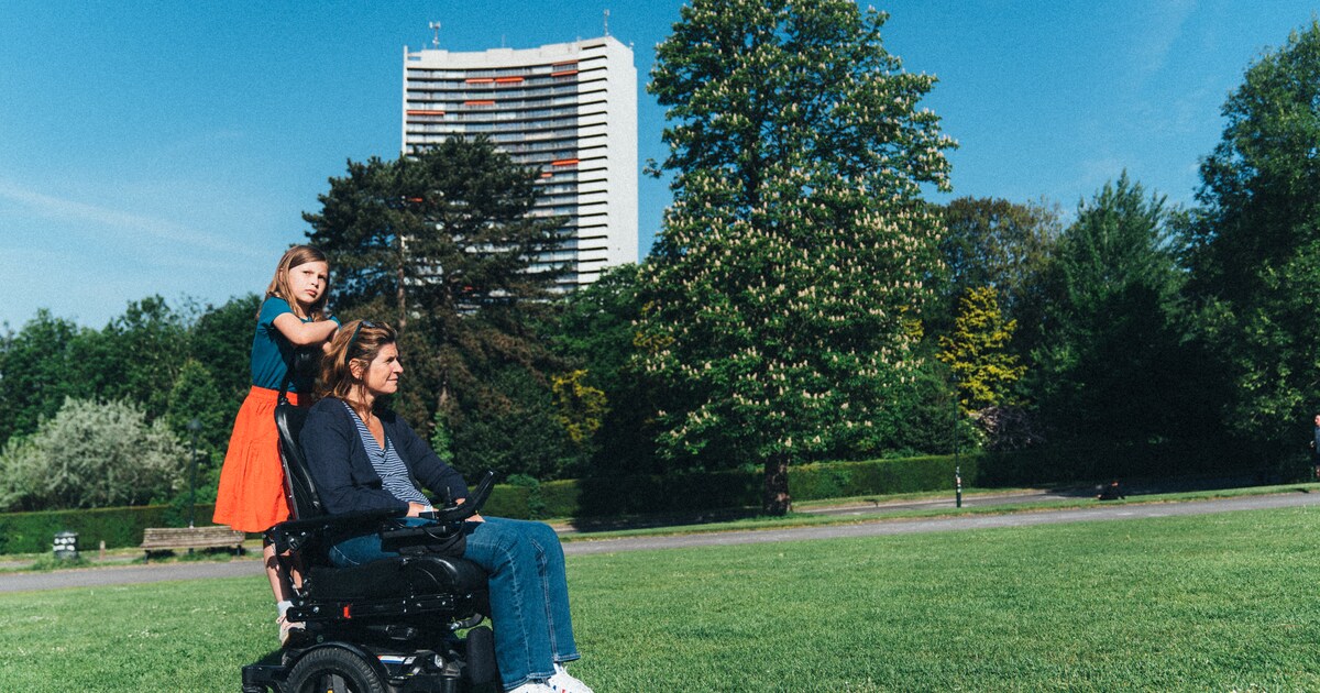 Regisseur Nathalie Basteyns plukt de dag in het Josaphatpark | De Morgen
