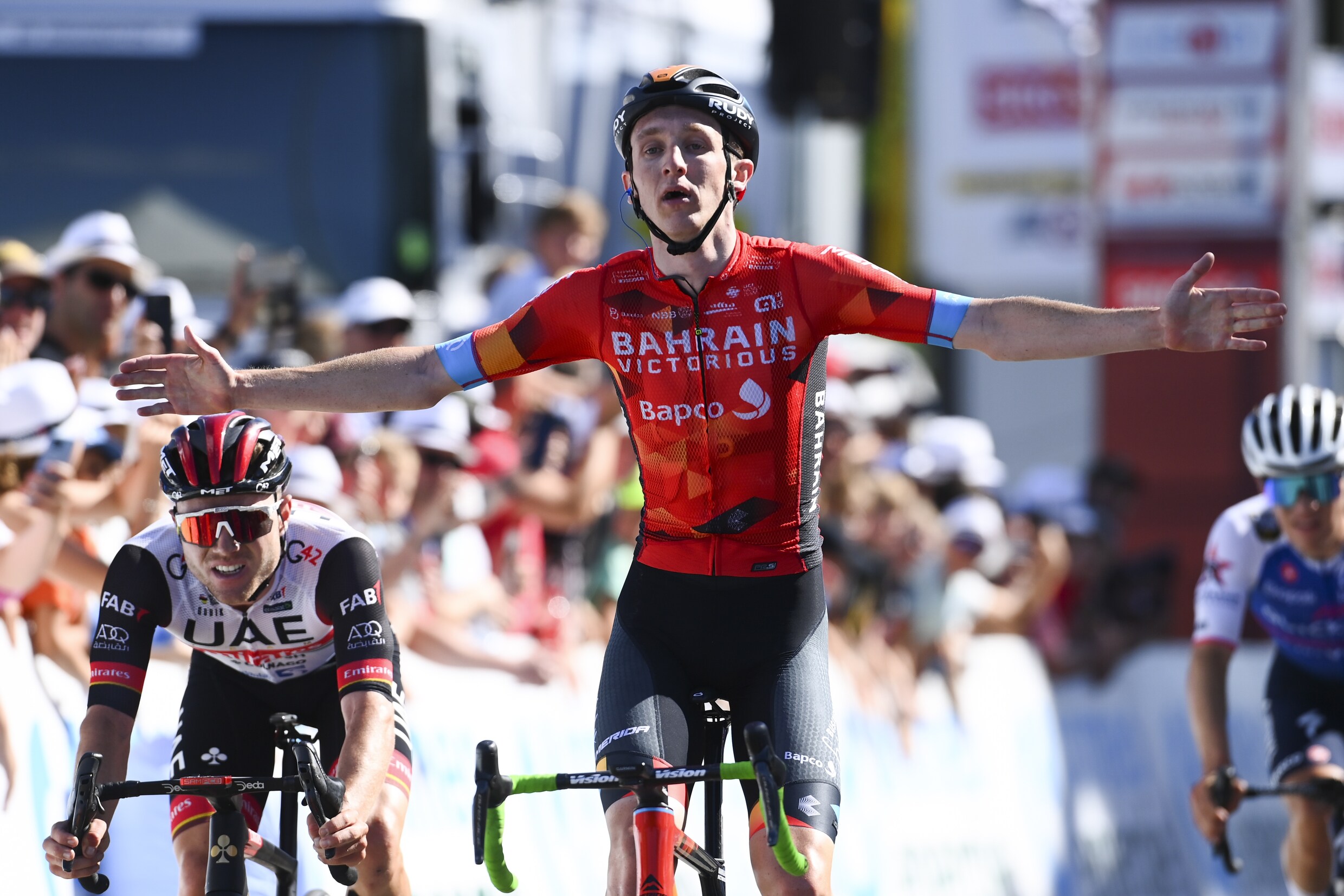 Stephen Williams sprint naar winst in eerste rit Ronde van Zwitserland ...