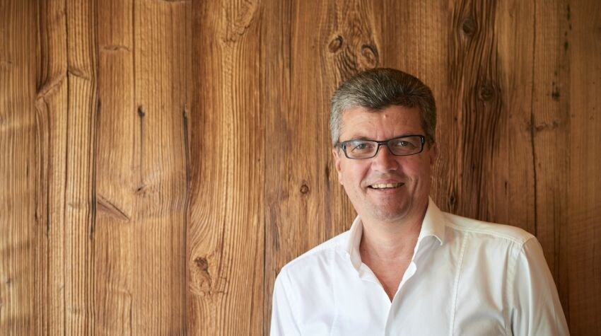 Duitse ex-topref en musicus Herbert Fandel is de nieuwe ...