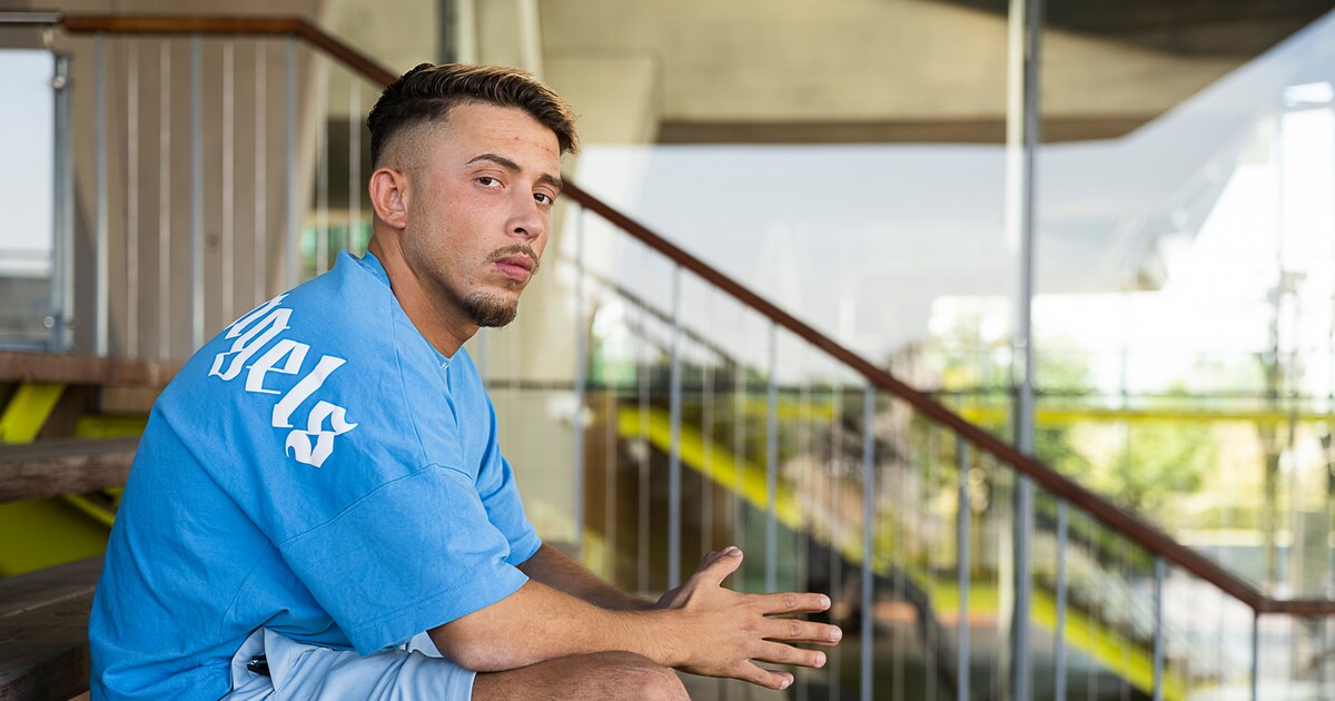 Mannen vallen woning van Antwerpse rapper Para Turk binnen na ruzie op ...