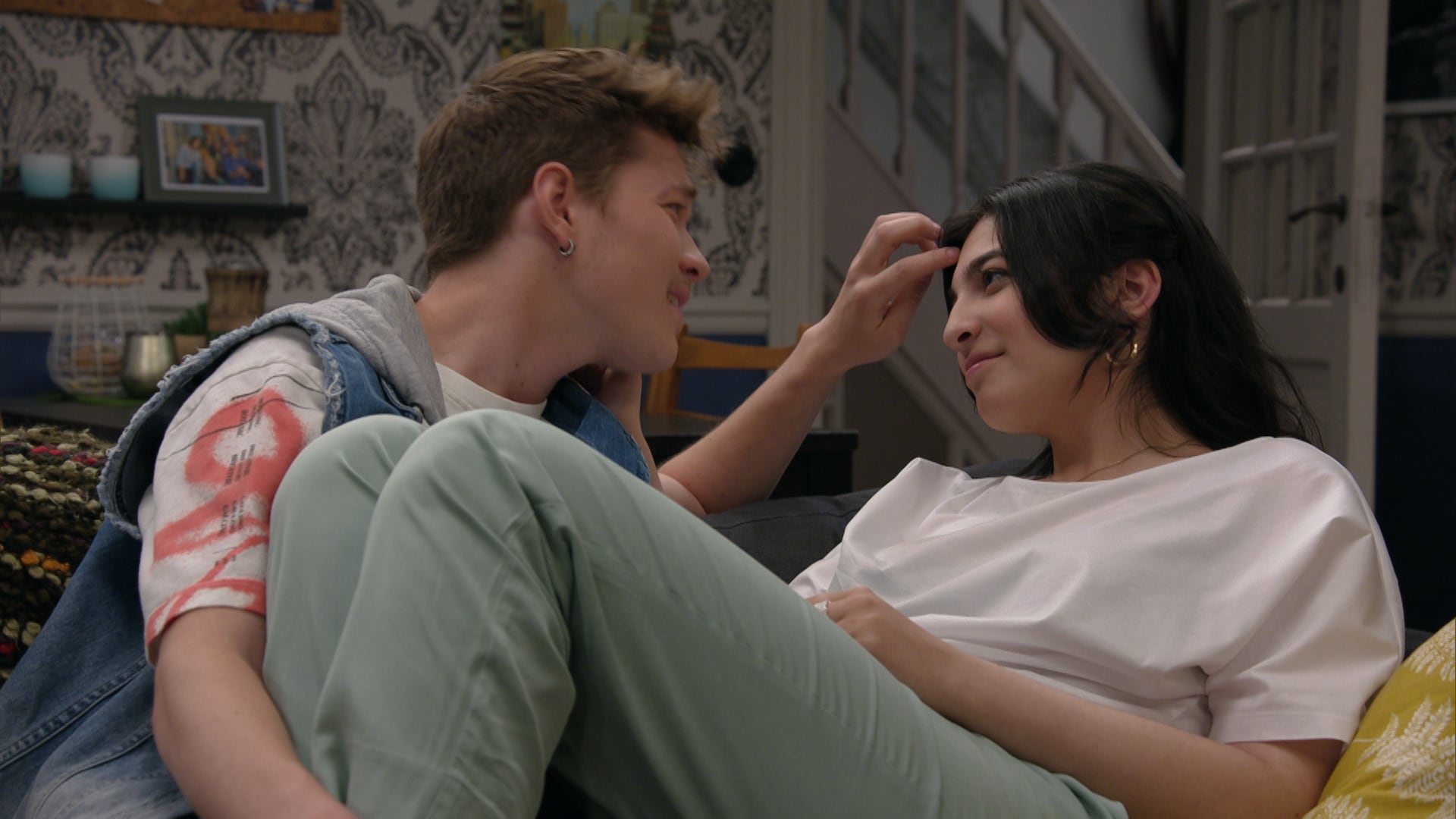 Jonge ‘Thuis’-acteurs: ‘Toen ik meedeed aan ‘The Voice’ regende het ...