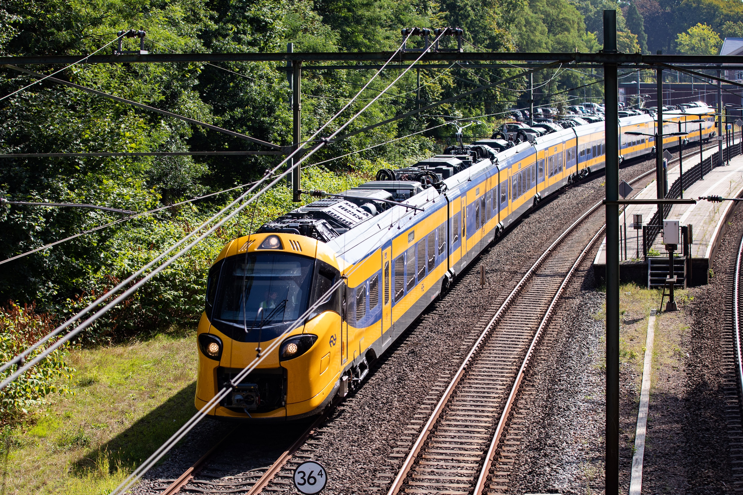 Dubbel zoveel intercitytreinen sporen vanaf eind 2024 tussen België en ...