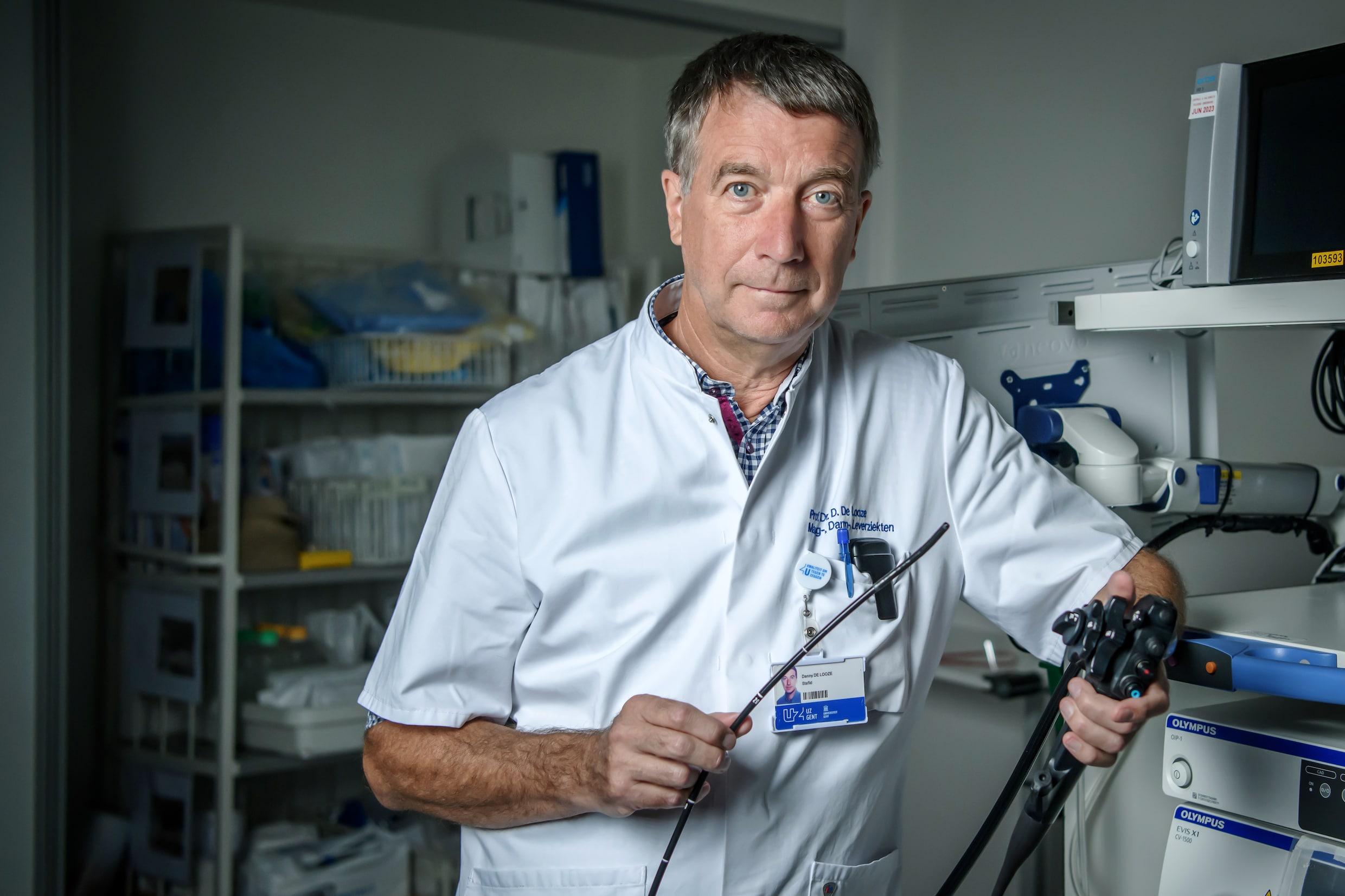 Maag-darmprofessor Danny De Looze: ‘Een scheet aansteken is volstrekt ...
