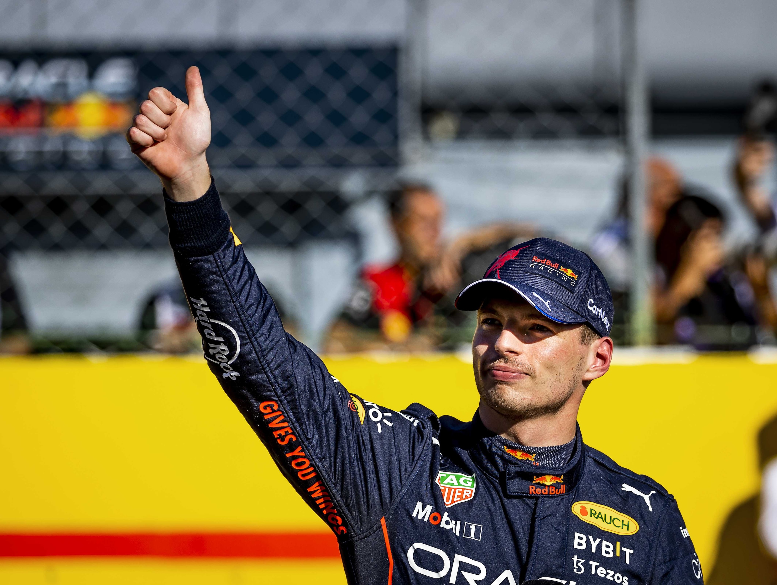 Max Verstappen heeft wereldtitel binnen handbereik na na zege | De Morgen
