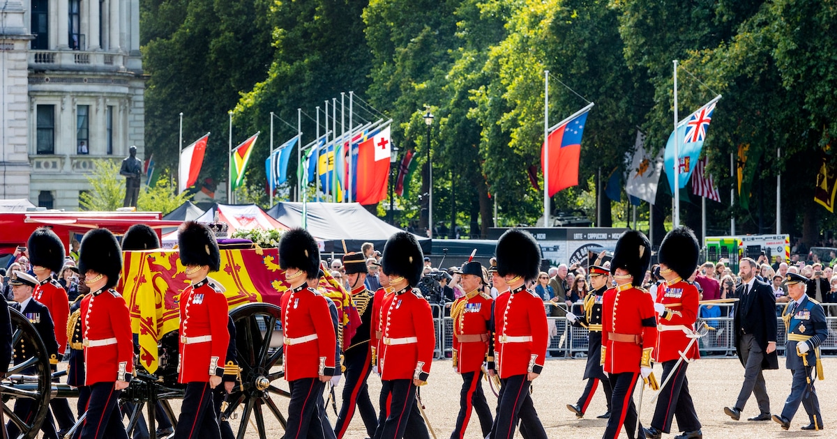 Vandaag vindt begrafenis Queen Elizabeth plaats: wat staat er op het ...