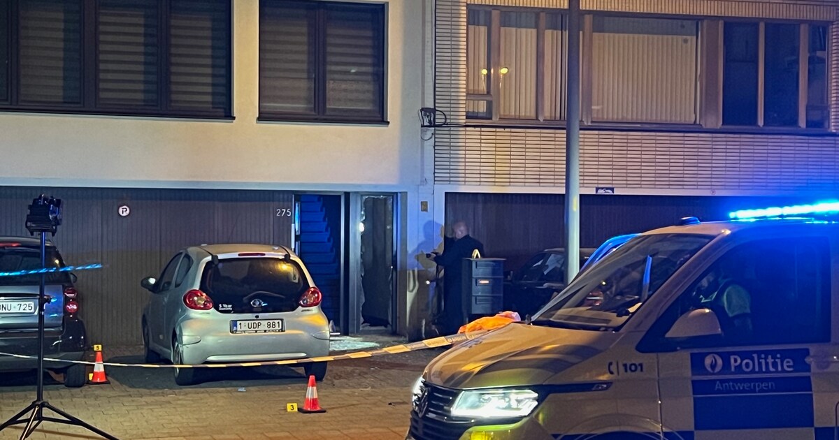 Explosie beschadigt woning in Merksem: mogelijk opnieuw Antwerps ... Explosie beschadigt woning in Merksem: mogelijk opnieuw Antwerps ...