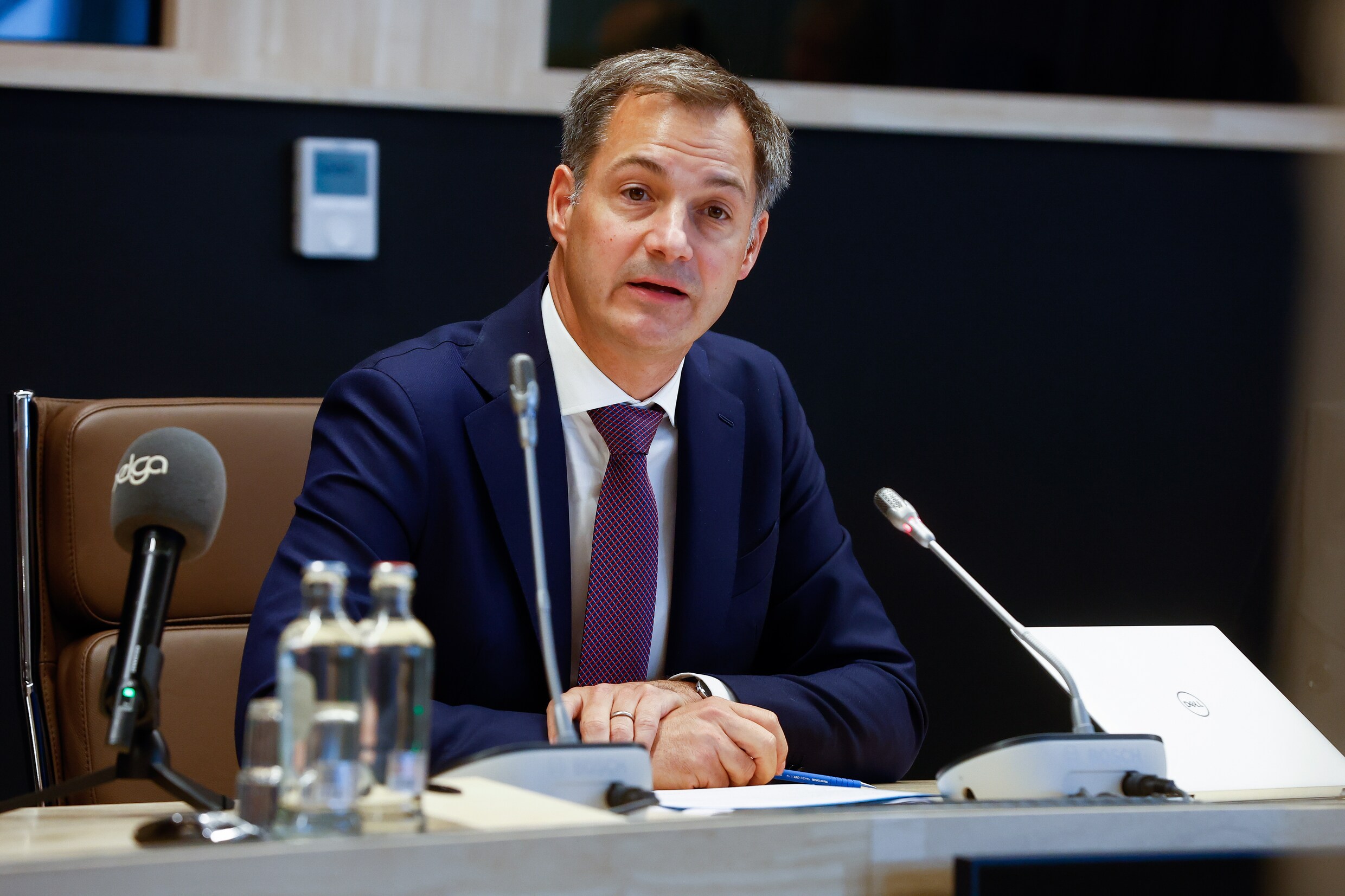 De Croo op zoek naar 1,7 miljard euro voor noodlijdende begroting | De ...
