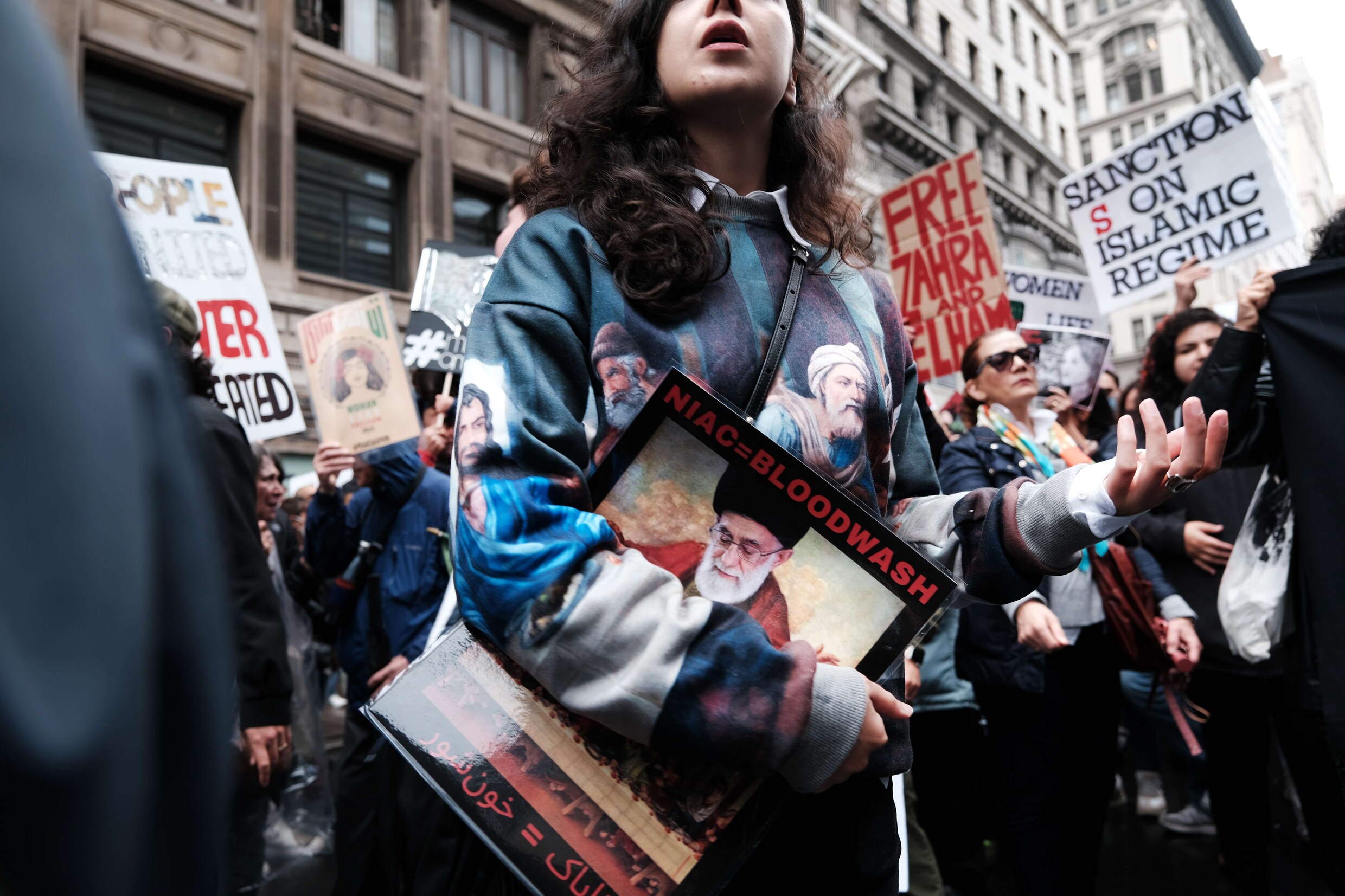 Niet religie maar individuele vrijheid is heilig voor jonge Iraanse ...