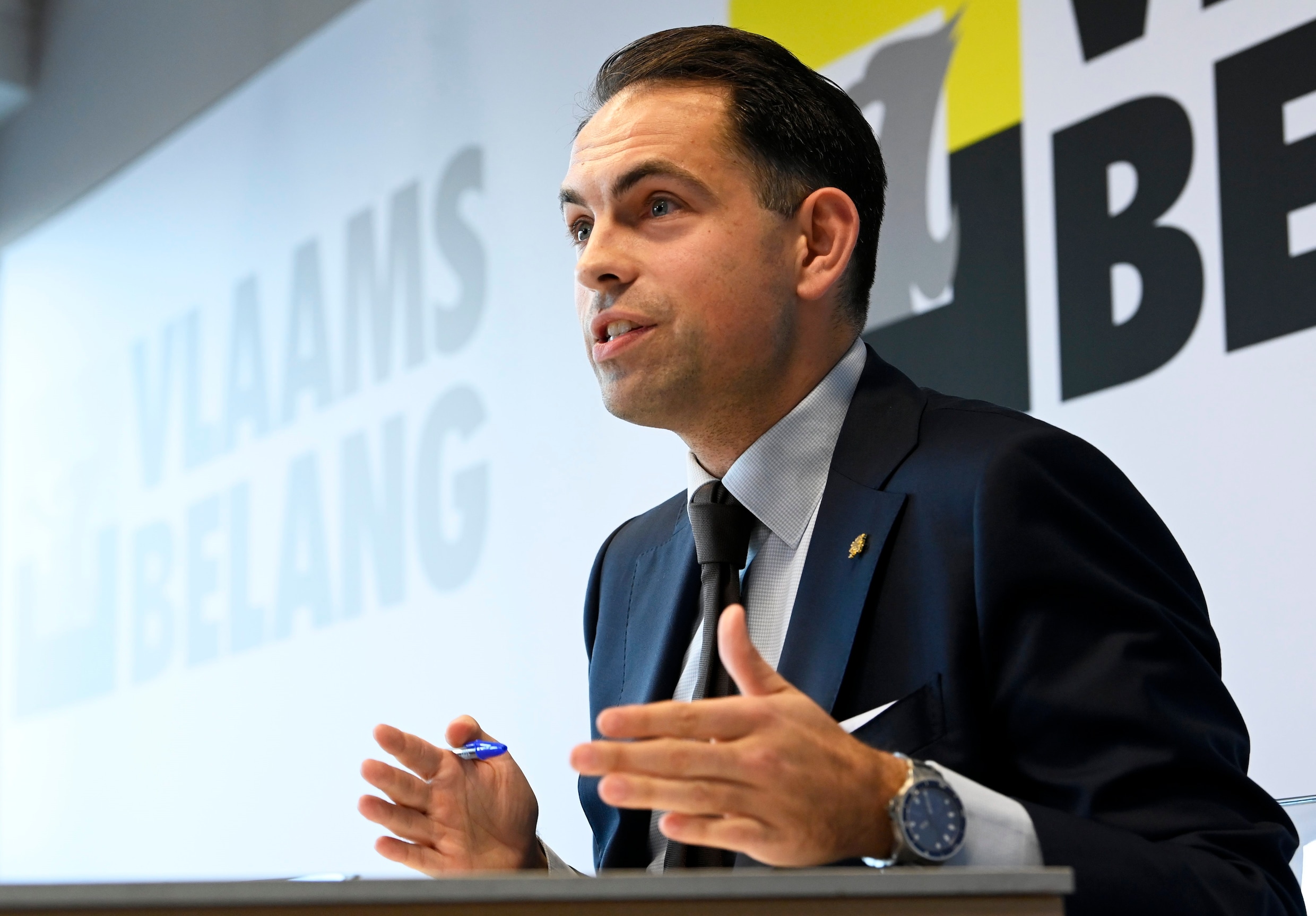 Cas Mudde over de evolutie van uiterst rechts: ‘Wat Tom Van Grieken ...