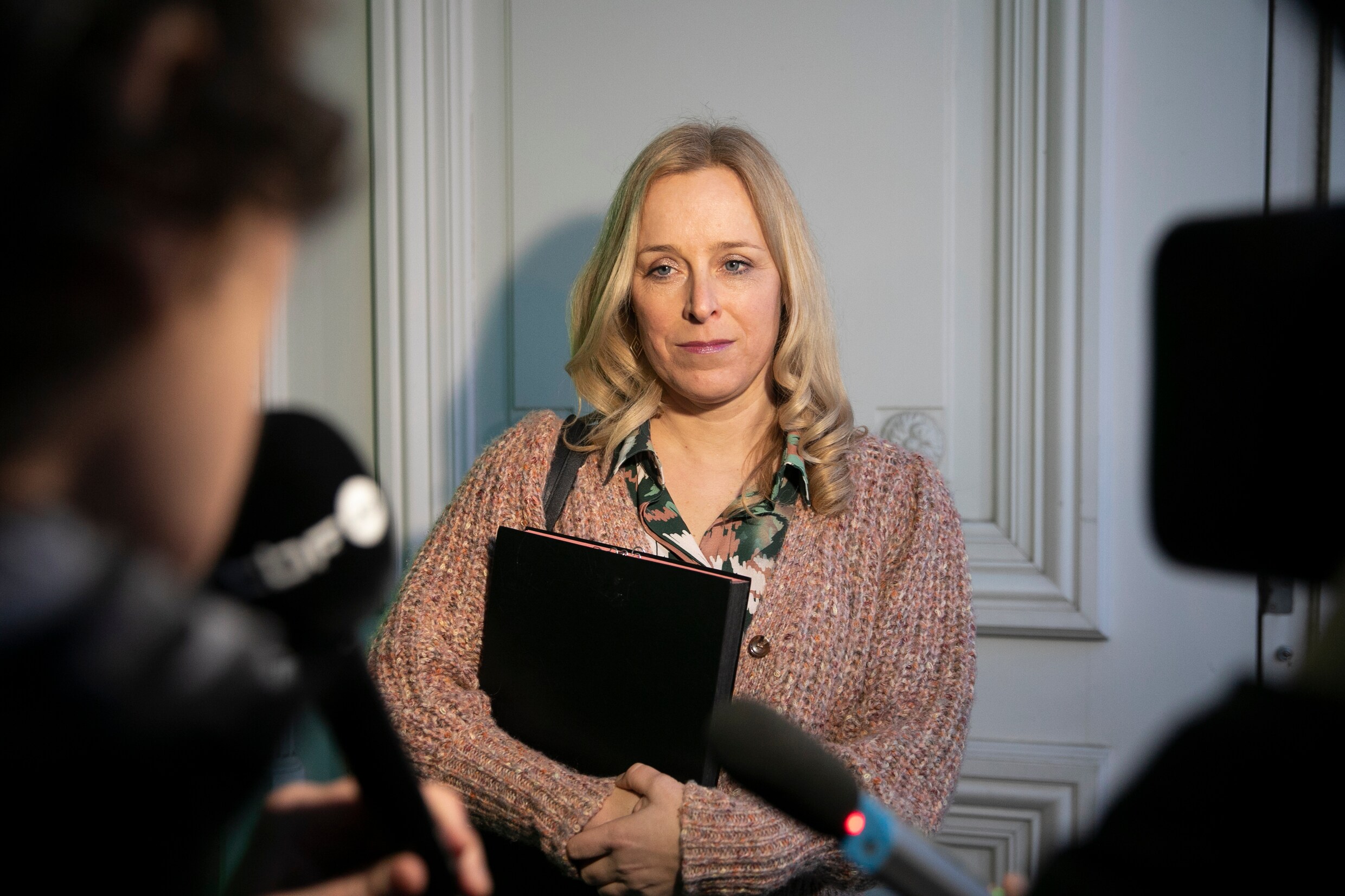 Het geduld van De Croo was op: er werd staatssecretaris De Bleeker ...
