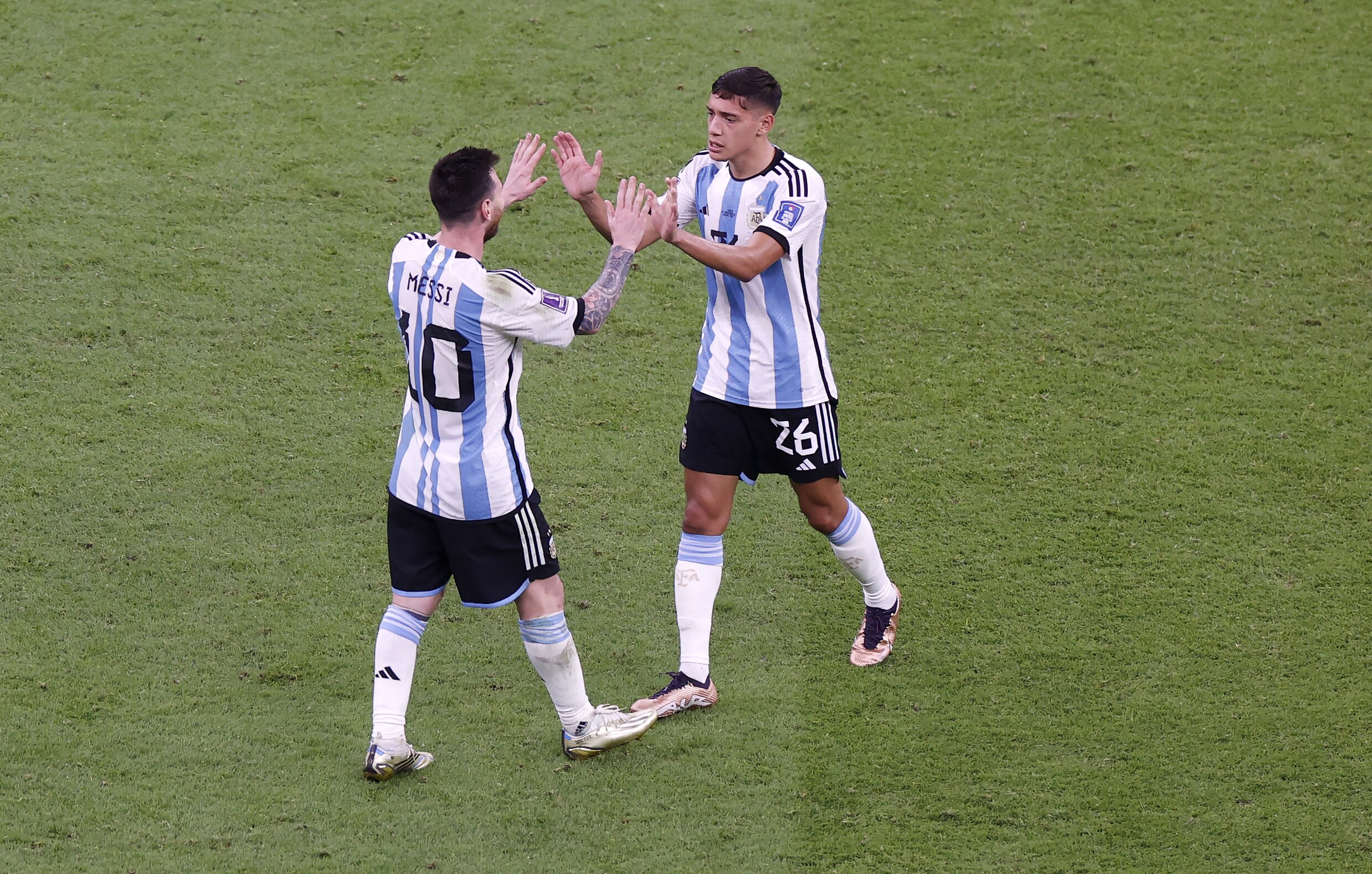Messi houdt de Argentijnse droom levend met één geniaal moment | De Morgen