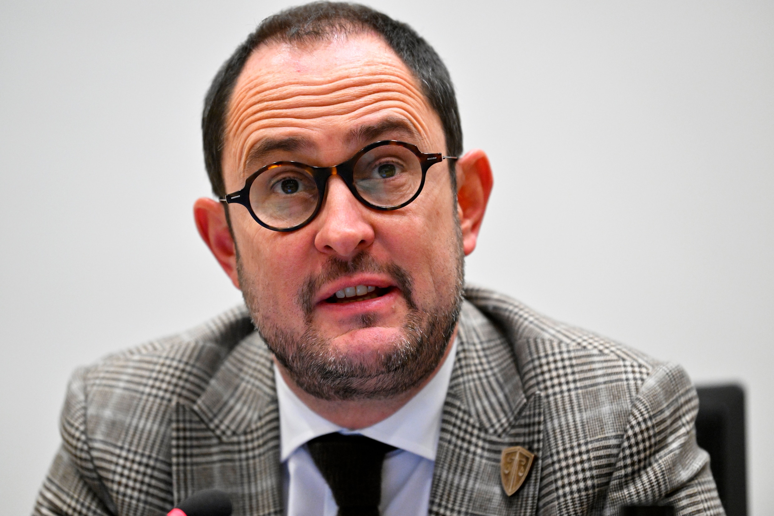 Minister Van Quickenborne en gezin opnieuw in safehouse na nieuwe dreiging | De Morgen