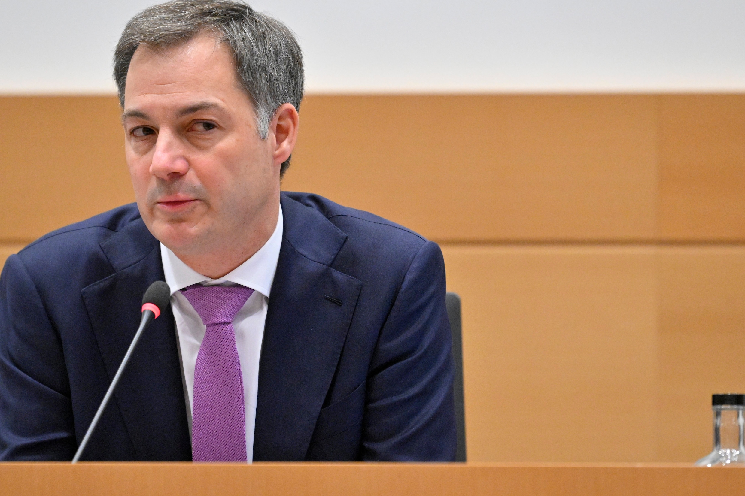 Premier Alexander De Croo (Open Vld) over de uitgelekte whatsappjes ...