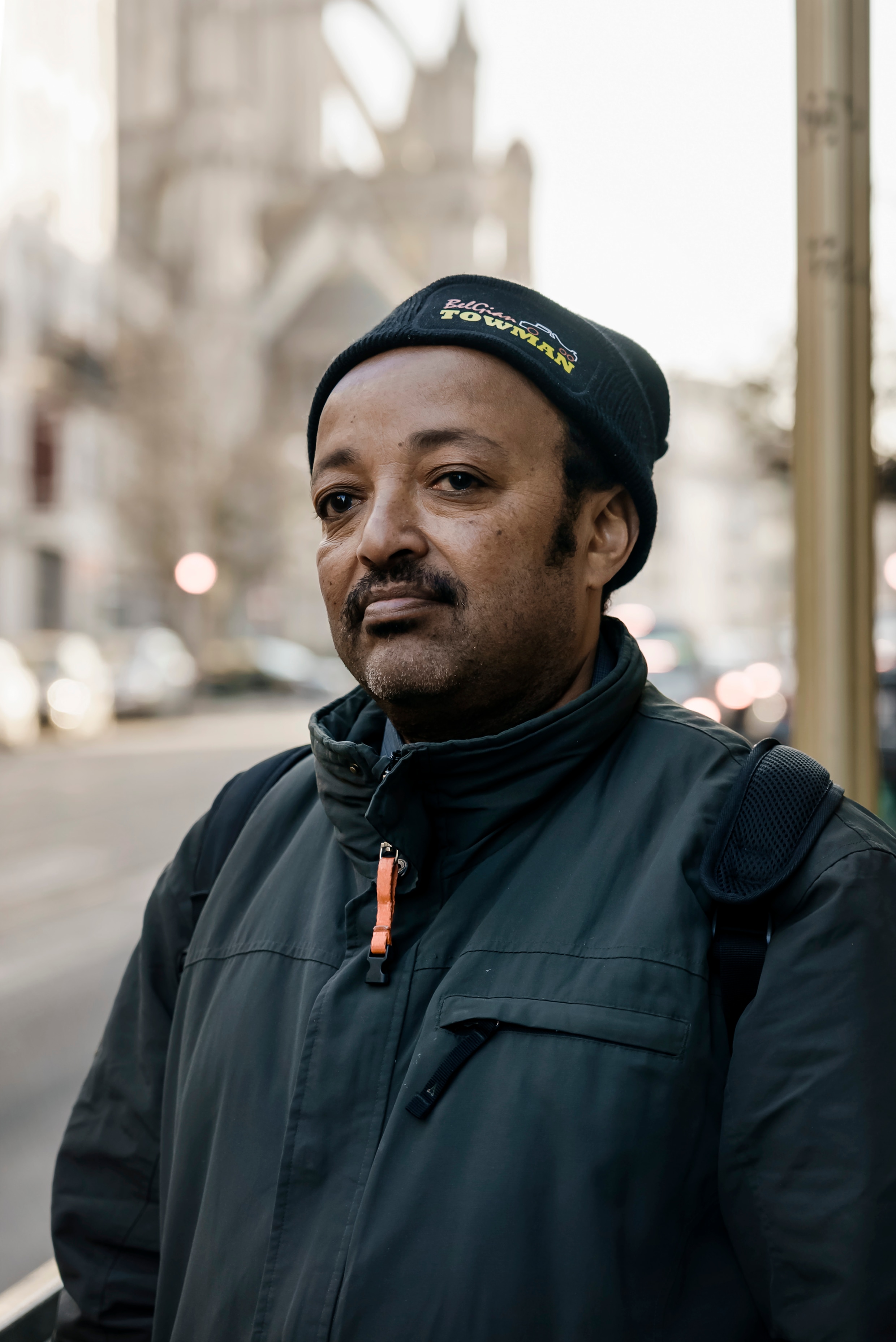 Dakloze asielzoekers proberen te overleven in de Brusselse vrieskou ...