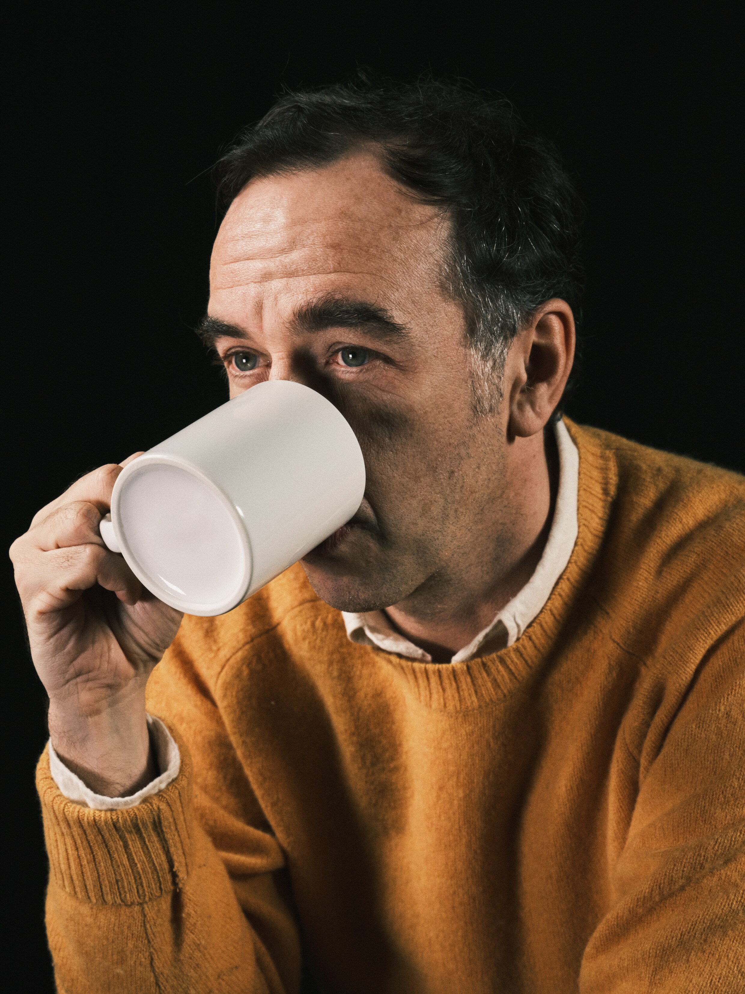 ‘Duizenden Arabieren, allemaal in wit gewaad, die heel hard gaan op een ...