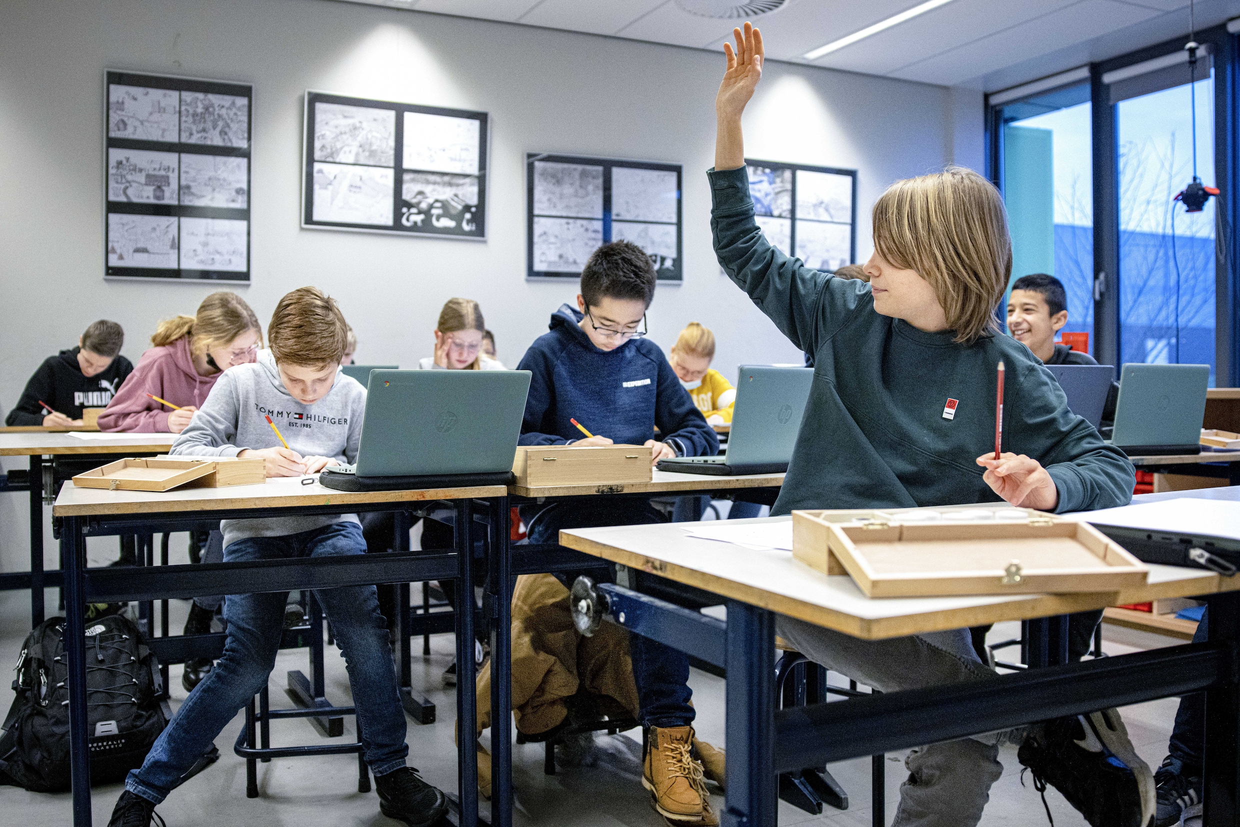 Vlaams onderwijs beraadt zich over chatbot die huiswerk maakt: ‘De ...