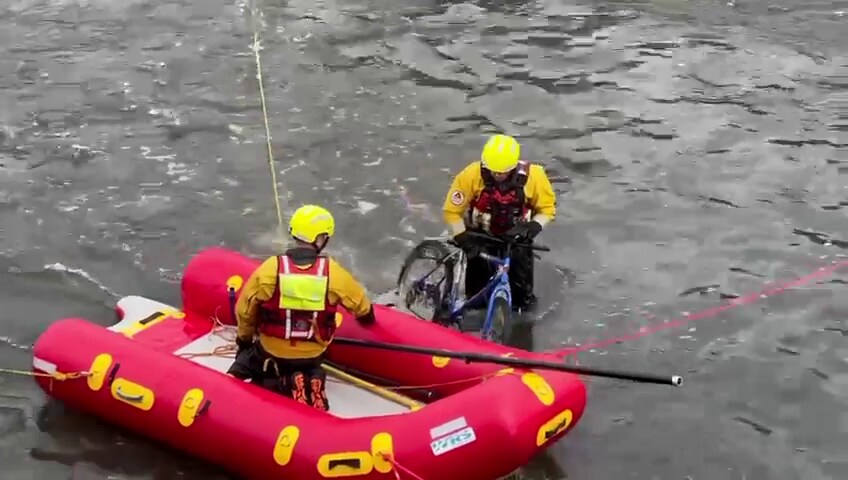 Fiets van vermiste vrouw (25) gevonden in Zenne bij sluis in Zemst | De ...