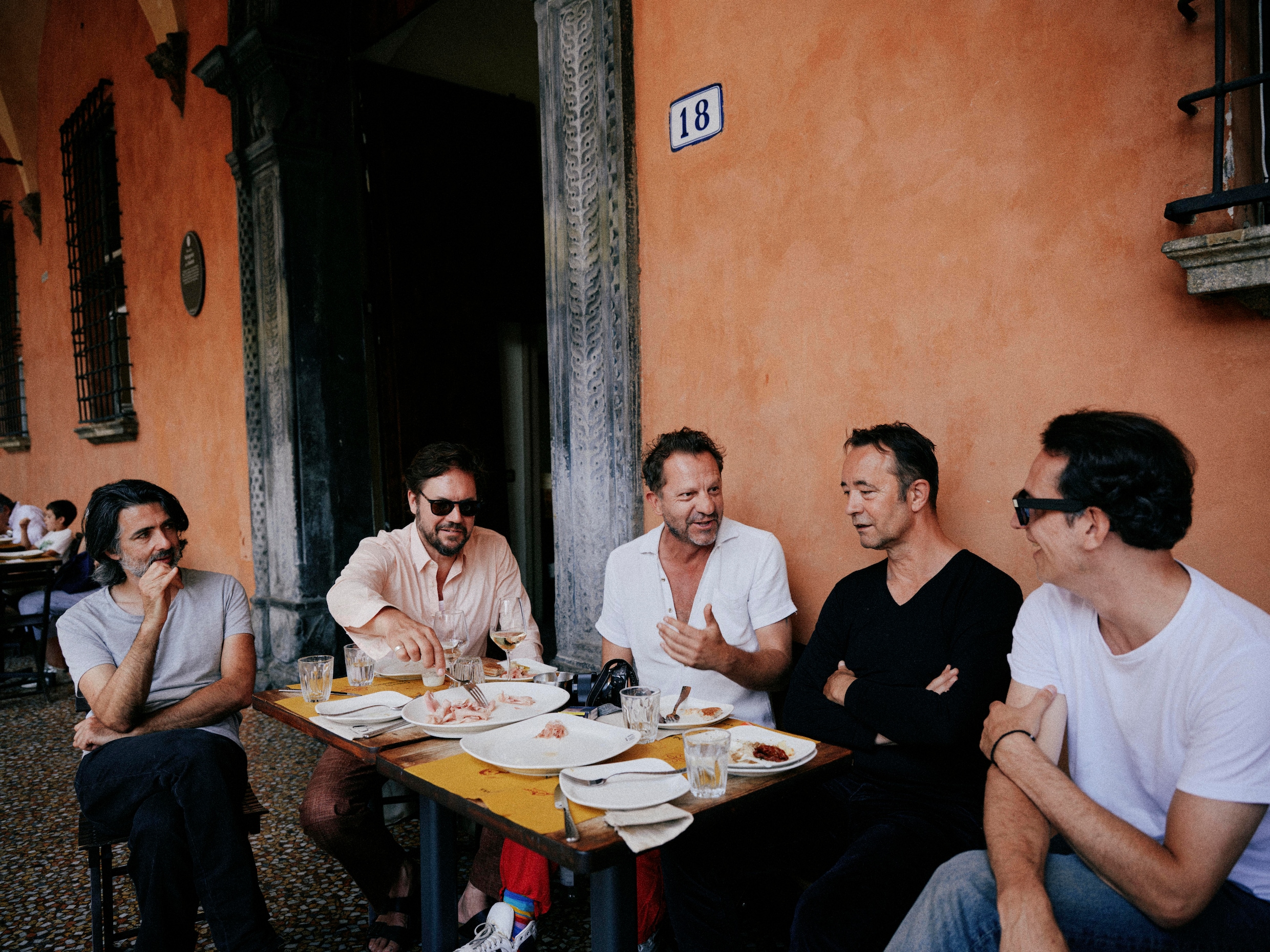 Tom Barman: ‘Mauro was heel belangrijk voor de emotionele hygiëne van ...