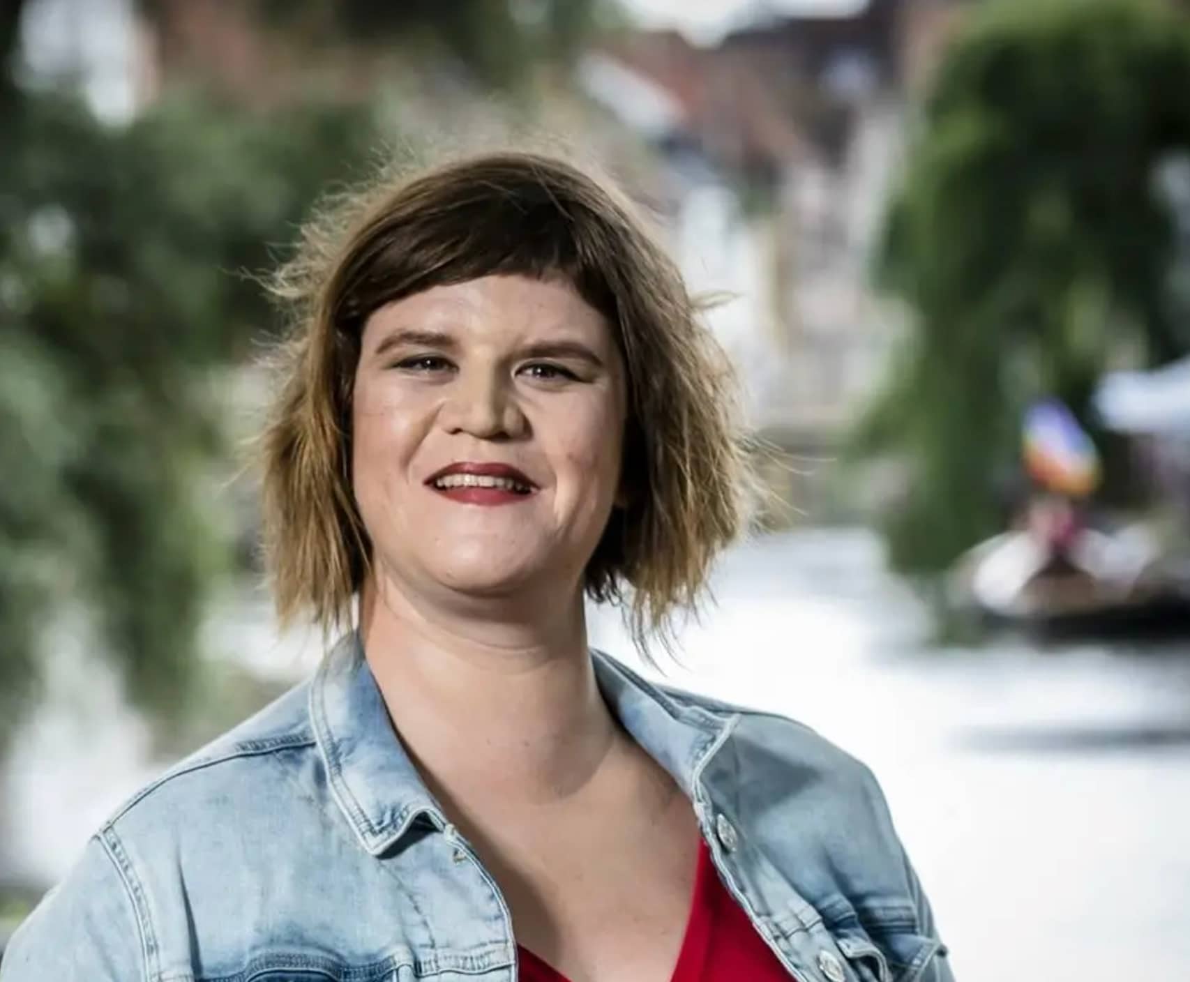 In plaats van ballonnetjes op te laten over leefloners en armoede: kom ...