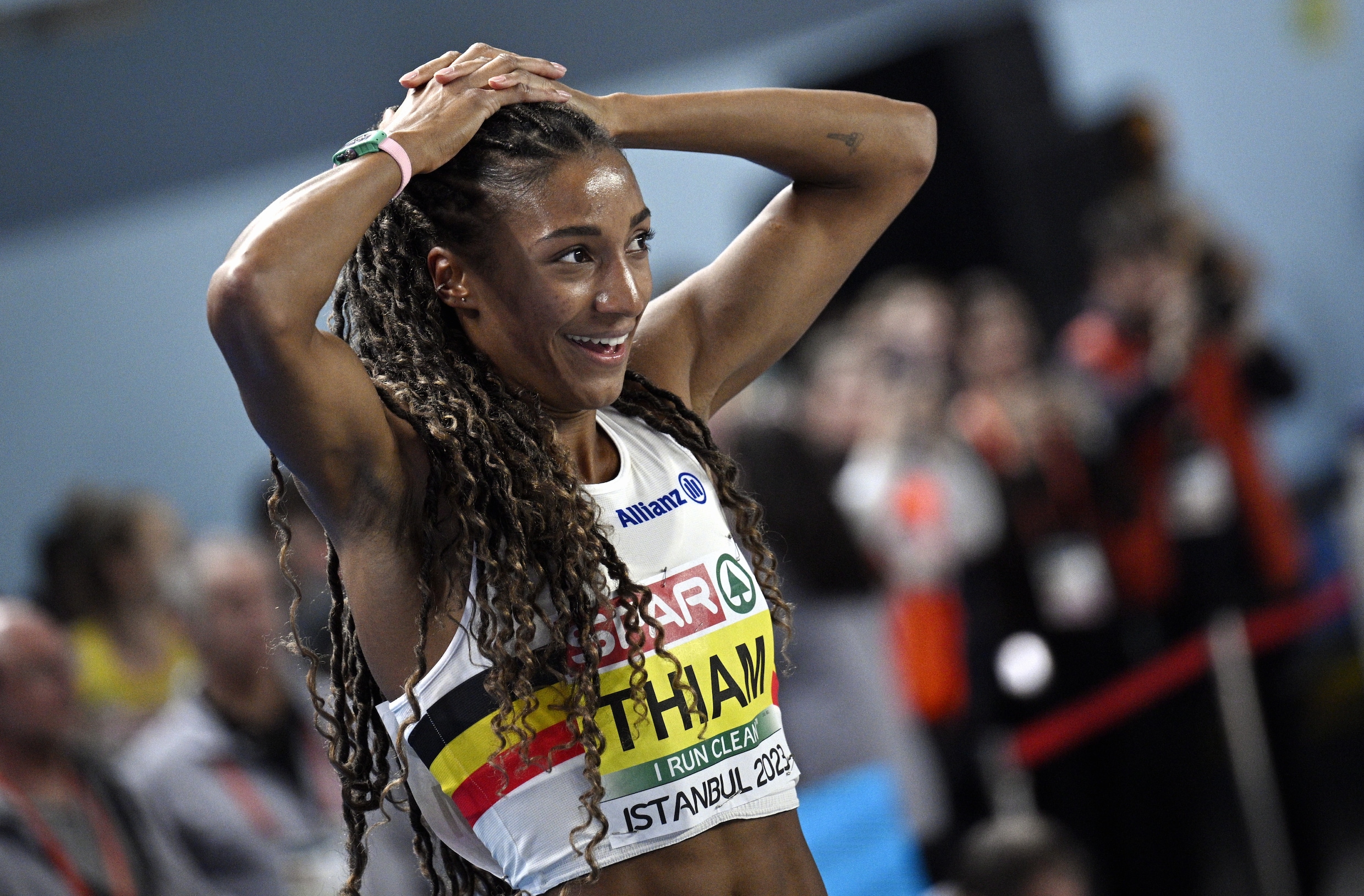 Nafi Thiam pakt gouden medaille én wereldrecord op vijfkamp | De Morgen